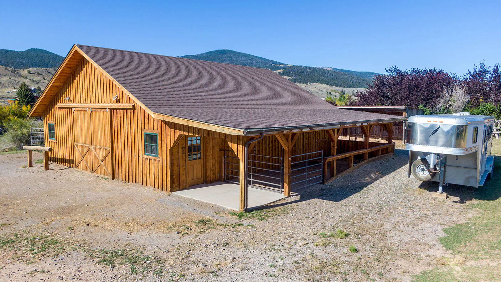 Dubois Property Offers Big Ranch Amenities In A Small Package For $3.5 ...