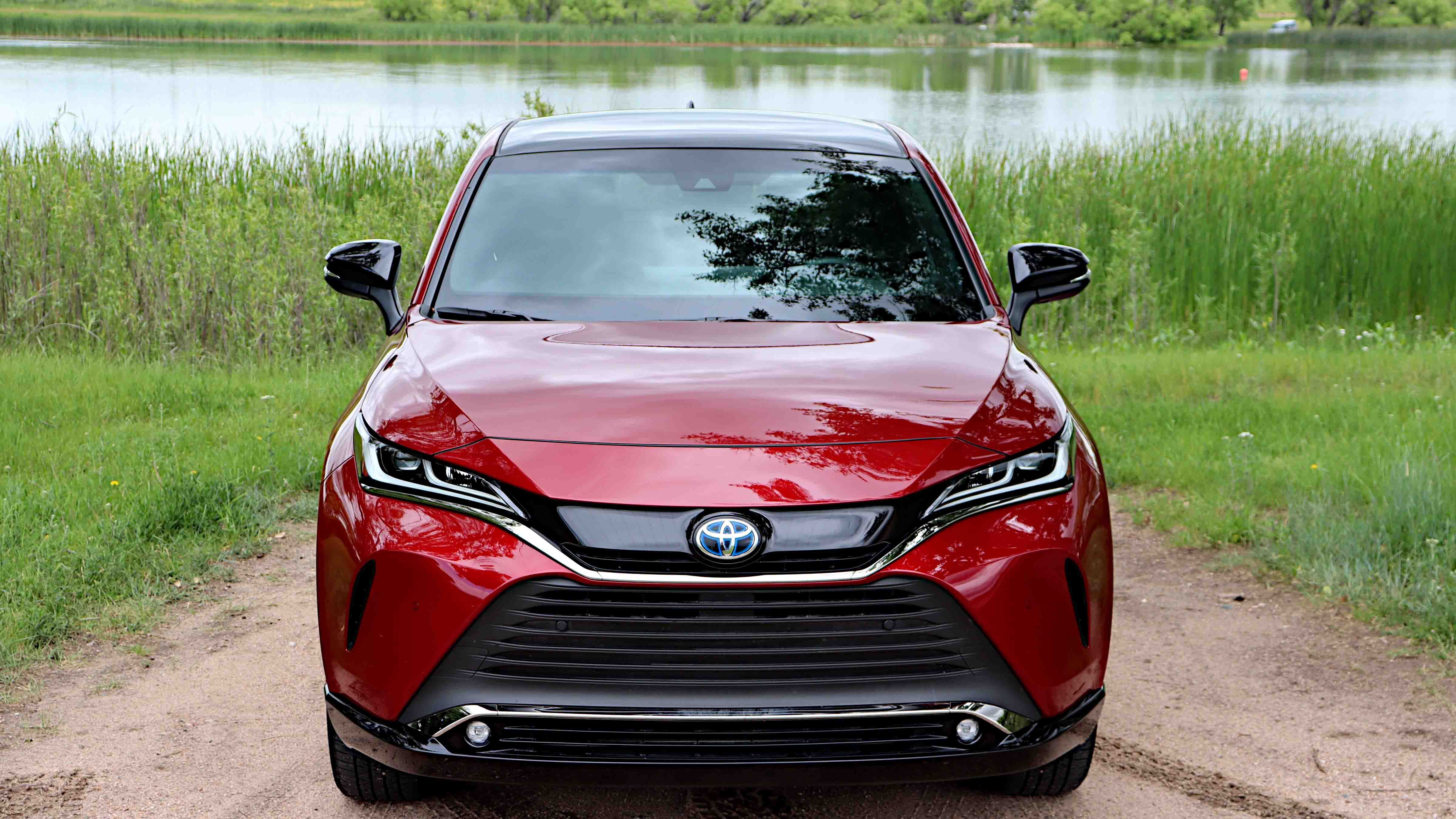 Aaron Turpen Car Review: 2023 Toyota Venza Wagons The Station Out Of It ...