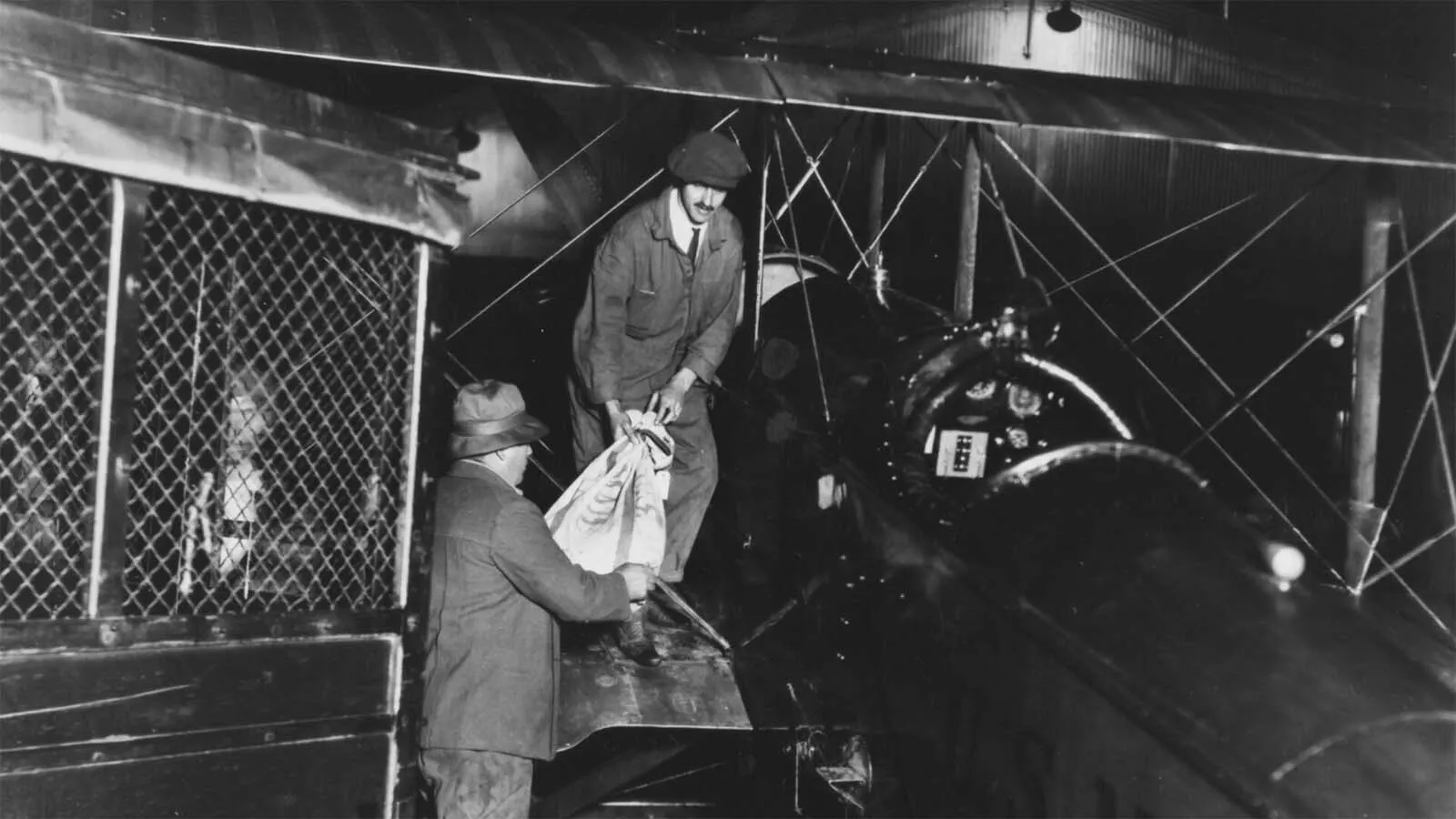 How Pilot Survived Crashing Airmail Plane On Way To Rock Springs In ...