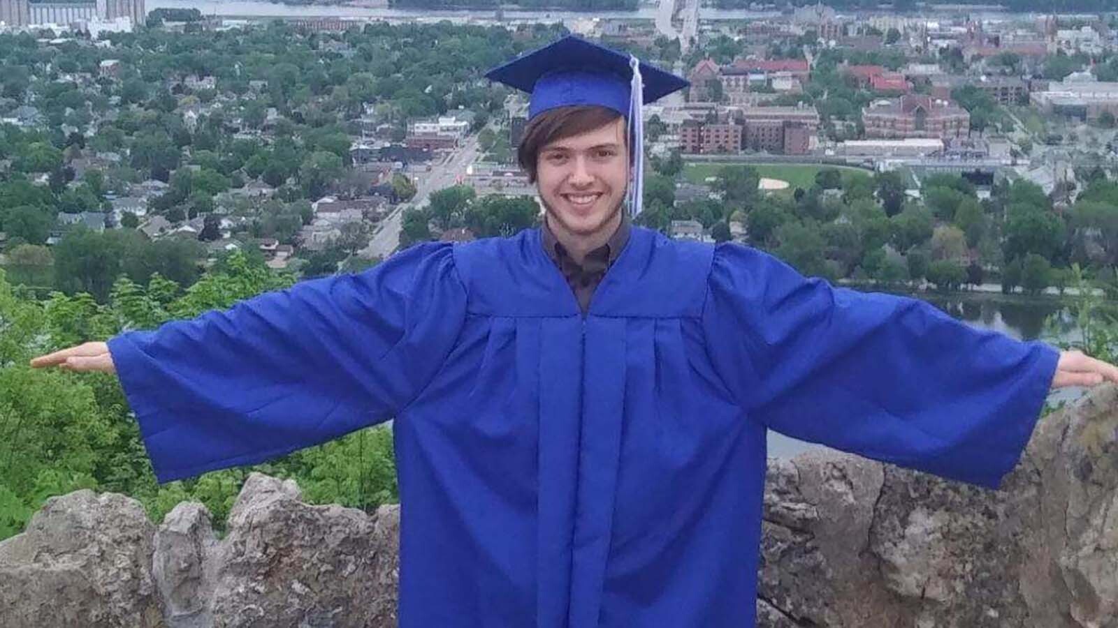 Missing Yellowstone Hiker’s Dad: “Just Keep Praying For Him” | Cowboy ...