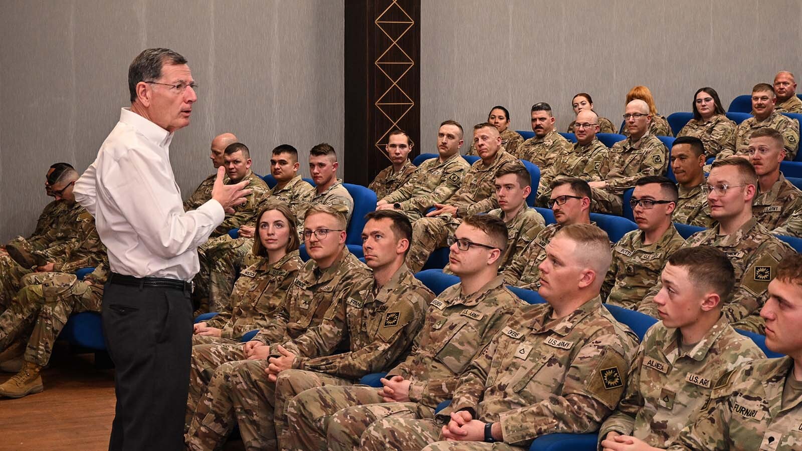 Barrasso Visits More Than 100 Wyoming Troops Stationed In The Middle ...