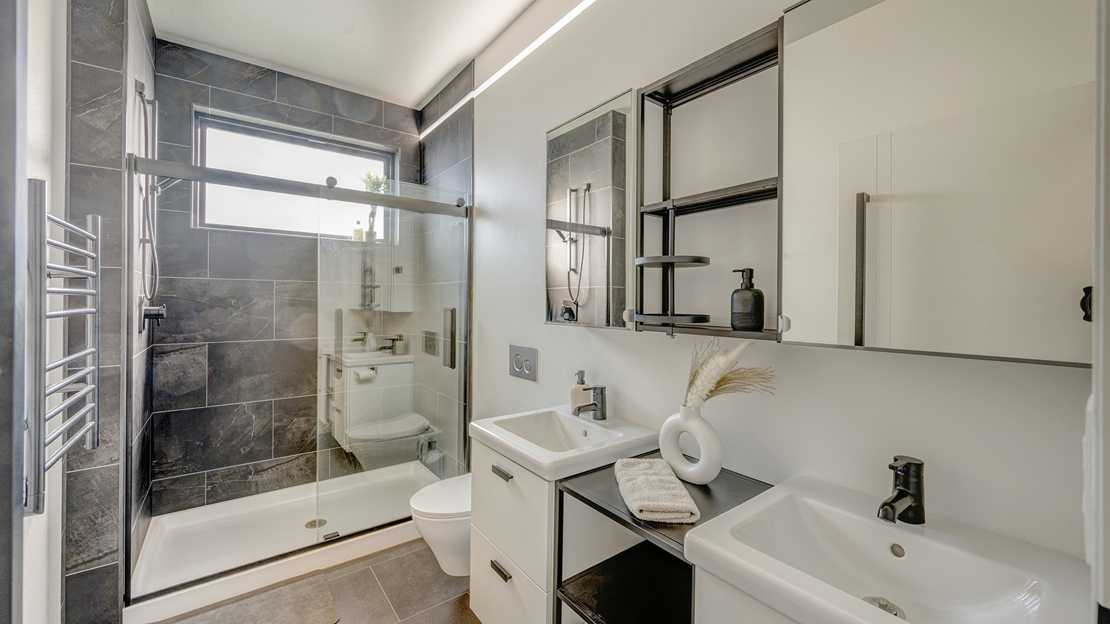 $2.5 Million Black Hills Mansion In Northeast Wyoming Filled With Tech ...