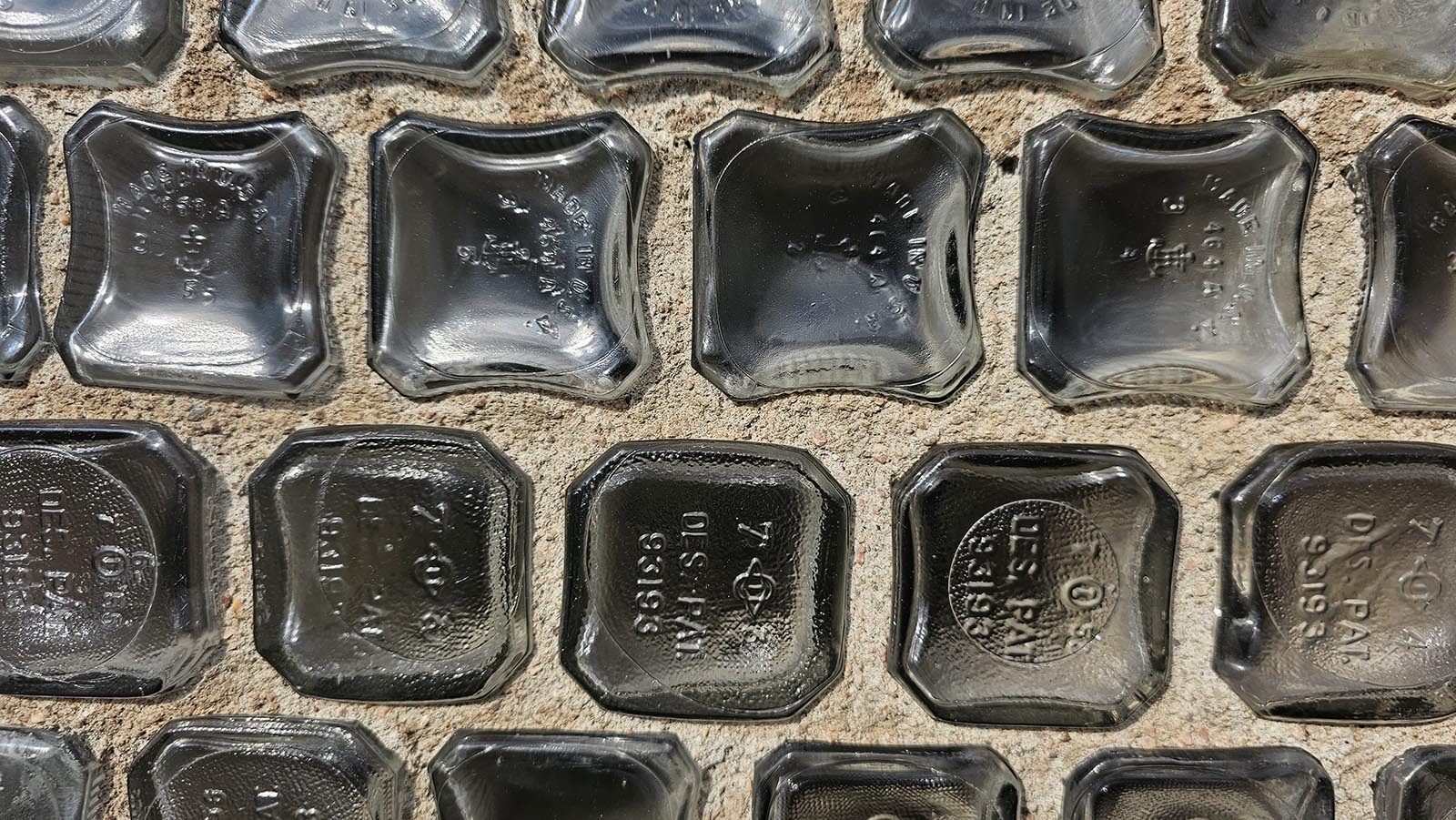 Wyoming’s ‘Crystal Castle’ Is Made From 30,000 Glass Embalming Fluid ...