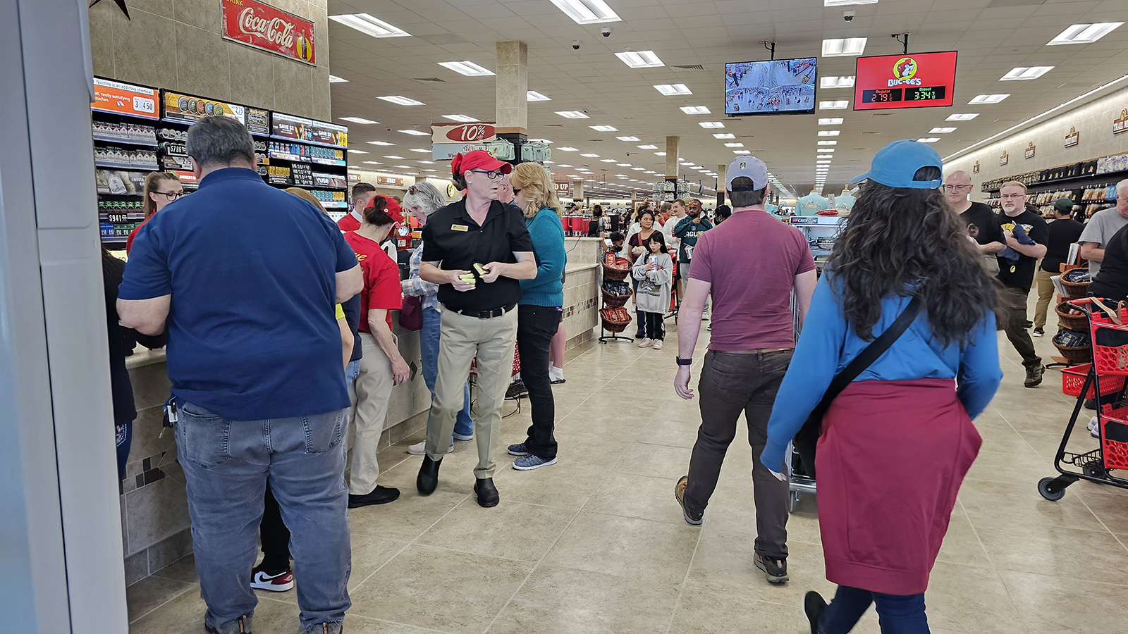 World’s Largest Buc-ee’s Opens 45 Miles South Of Wyoming Off I-25 ...