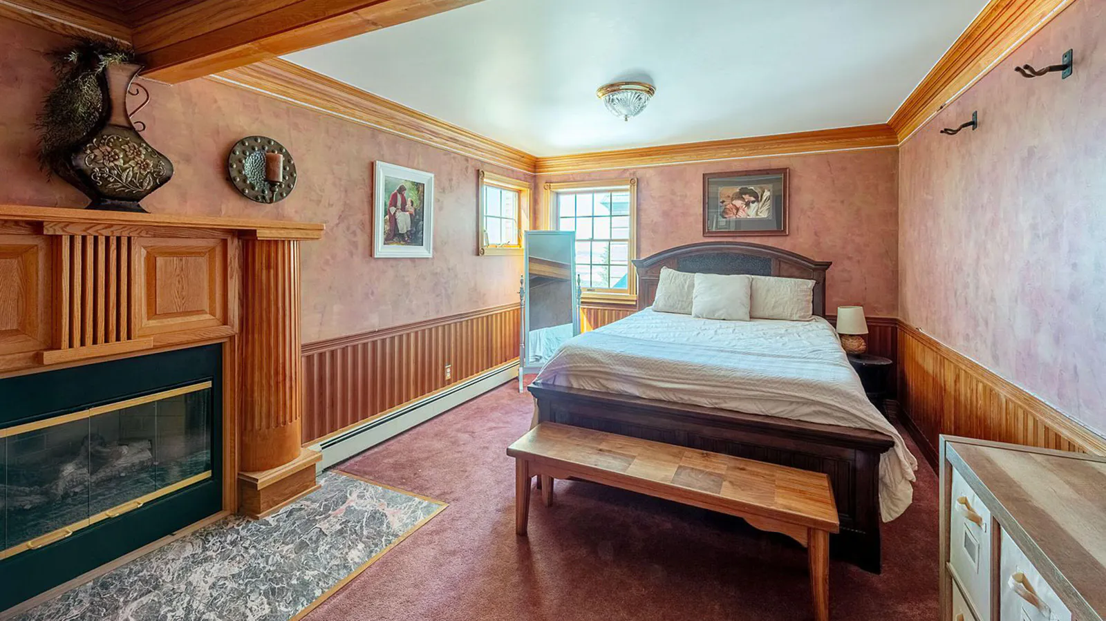 100-Foot-Tall, 40-Room Castle For Sale In Bedford, Wyoming, For $14 ...