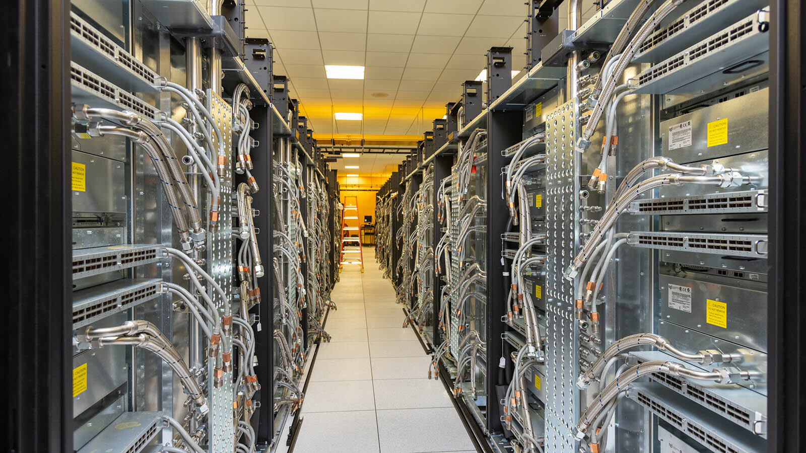 47-Ton Cheyenne Supercomputer Sold To Mystery Buyer For $480,000 ...