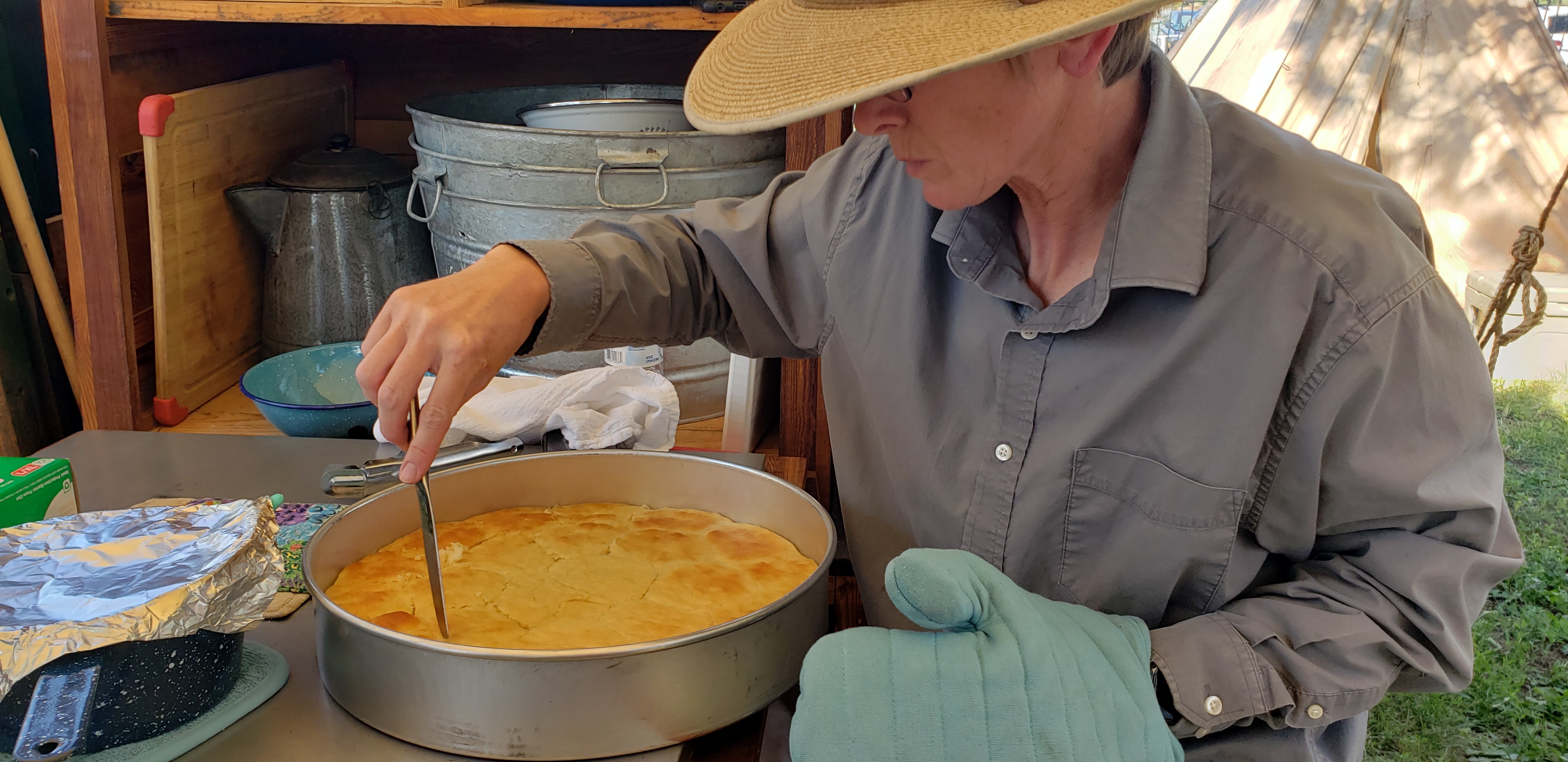 Chuckwagon Cooks Live Their Best Throwback Lives At Cheyenne Frontier ...