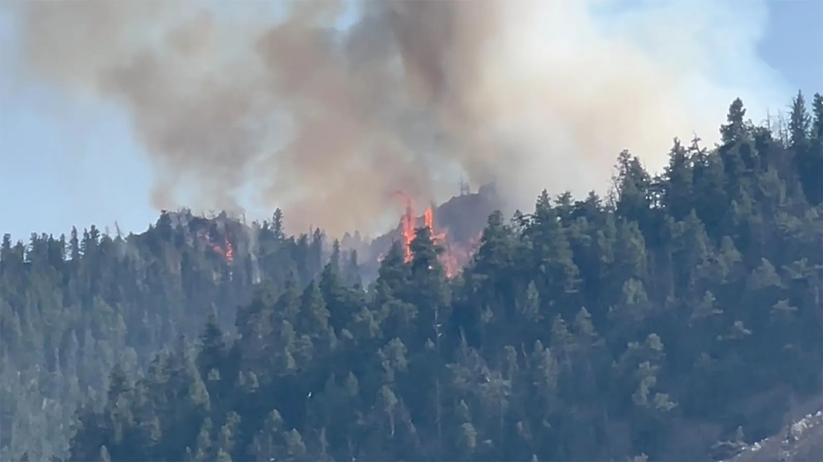 Keeping Yellowstone’s East Gate Open A Priority As Fire Burns Near East ...