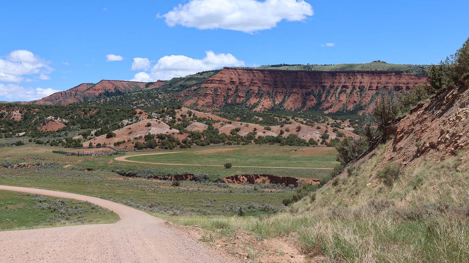 Natrona County Sues Ranchers Over Threat To Close Off Road | Cowboy ...