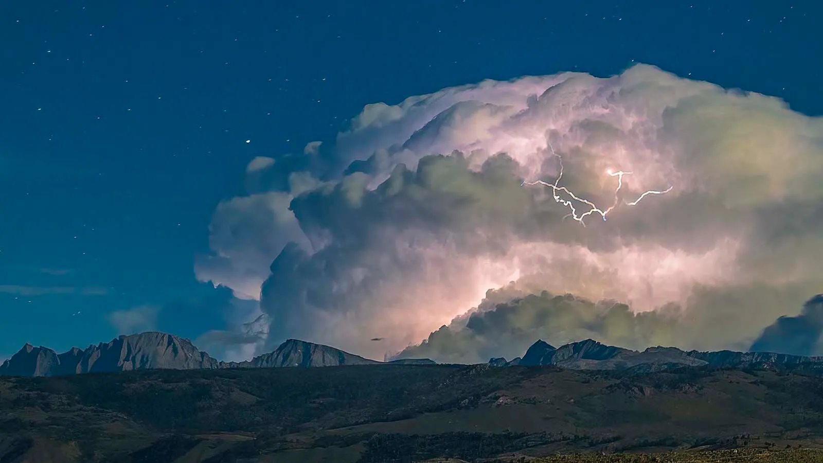 Wyoming Photographer Dave Bell Features Otherworldly Images In New Art ...