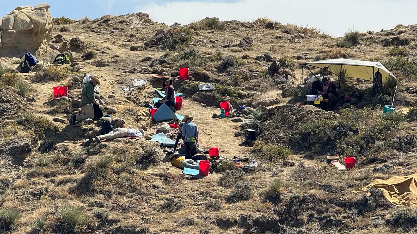 Digging Wyoming: People Flock To Glenrock To Dig for Dinosaurs In The ...