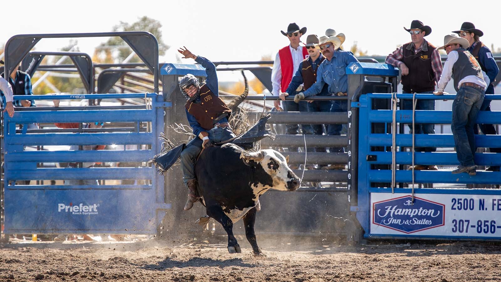 Wyoming Pro Rodeo Cowboy Dies In Bull Riding Event In Texas | Cowboy ...