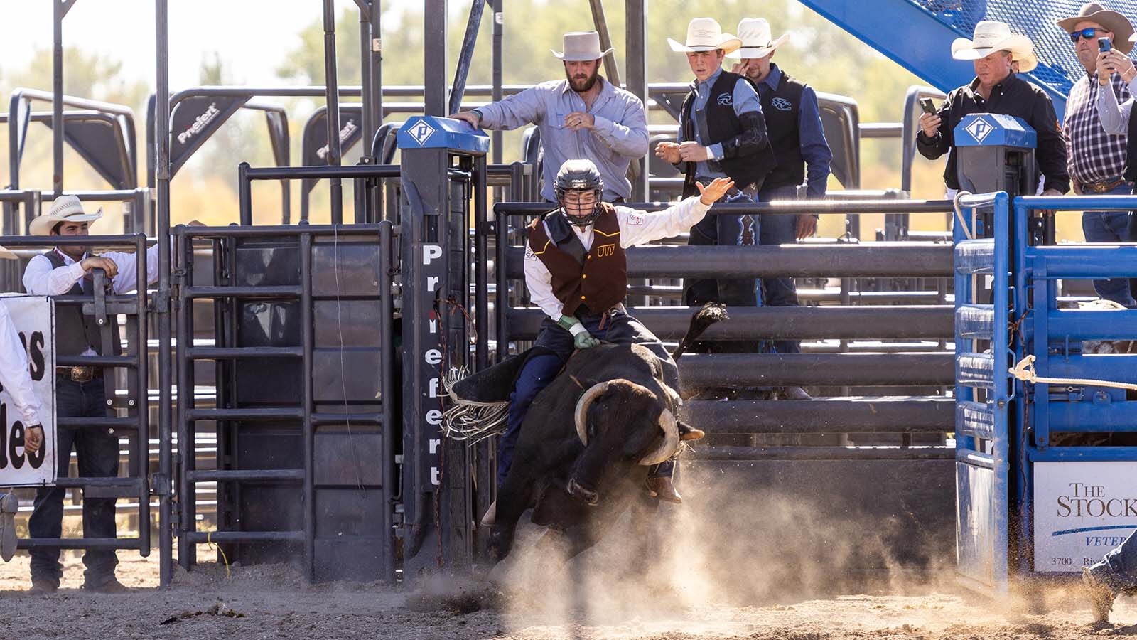 Wyoming Pro Rodeo Cowboy Dies In Bull Riding Event In Texas | Cowboy ...