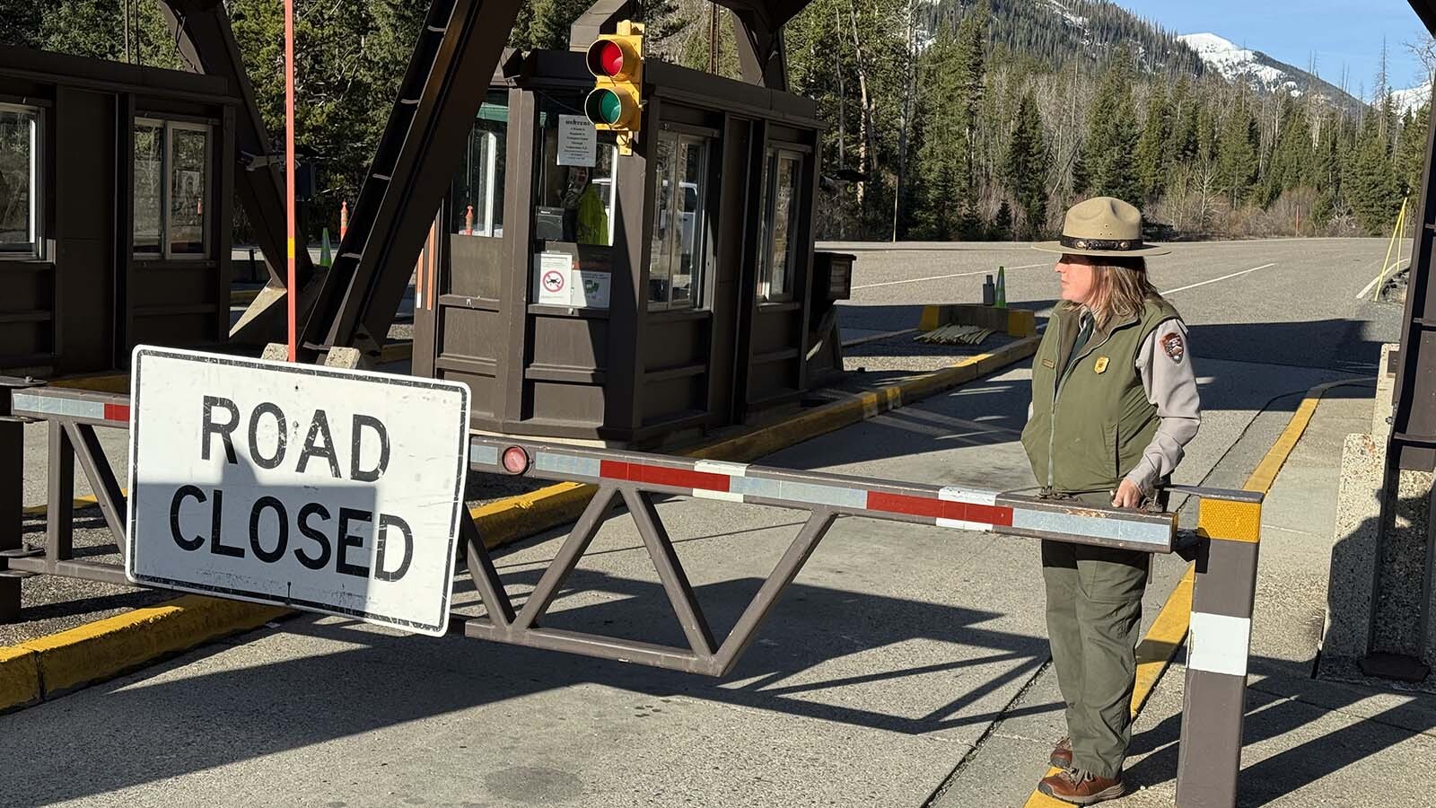 Cody Woman First In Line For Yellowstone's East Opening For 7th ...