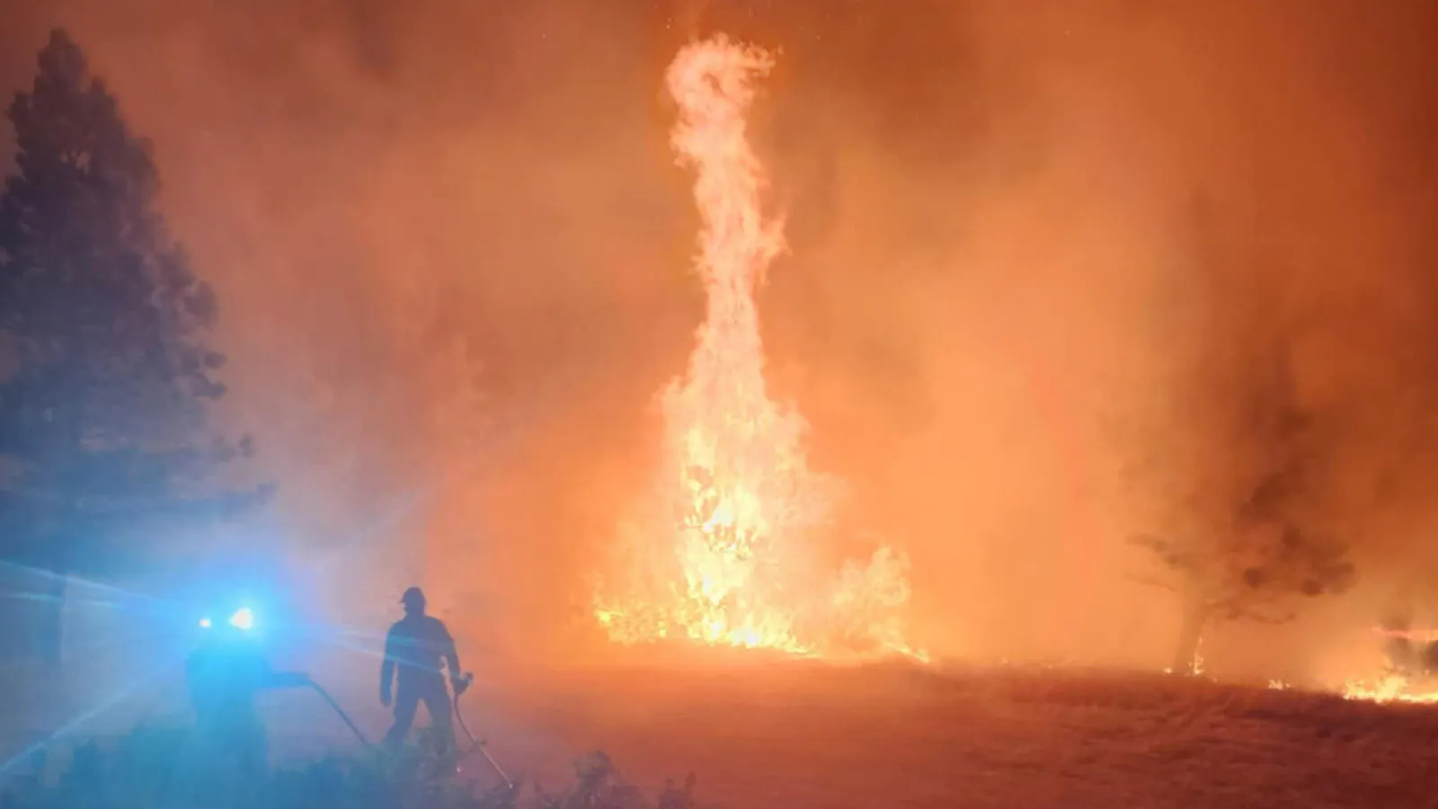 Crews “Ready To Go On The Offensive” Fighting Huge 73,000-Acre Elk Fire ...