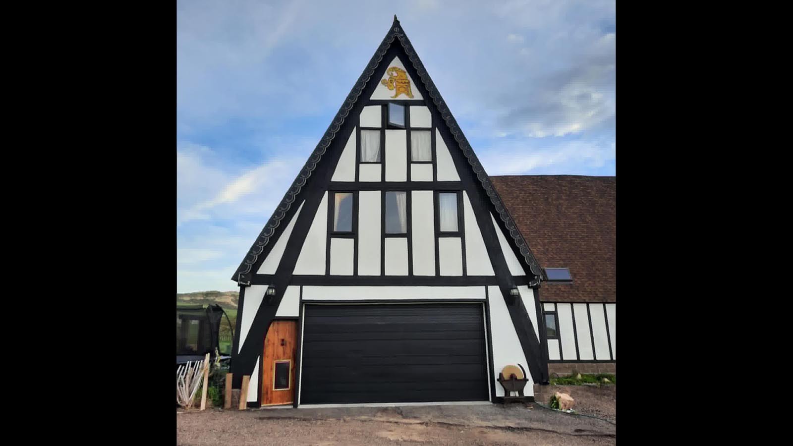 Cheyenne Man Builds His Dream House: Throwback Medieval English Mead ...