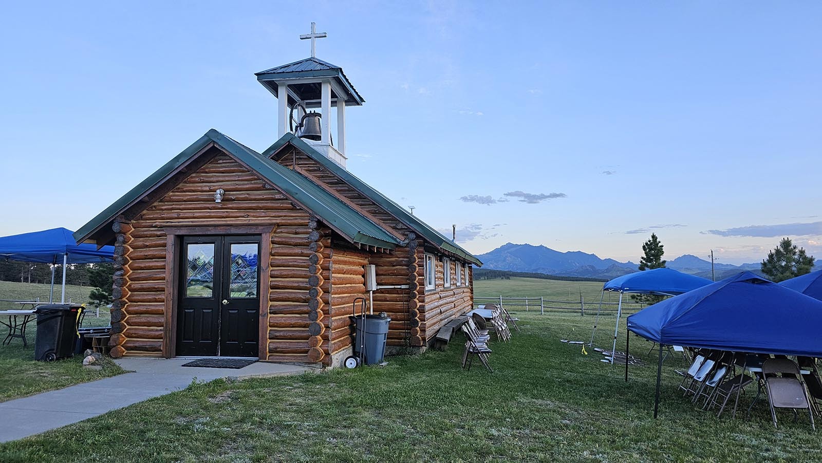 Esterbrook Church, Where Couples Go For A Perfect Wyoming Western ...