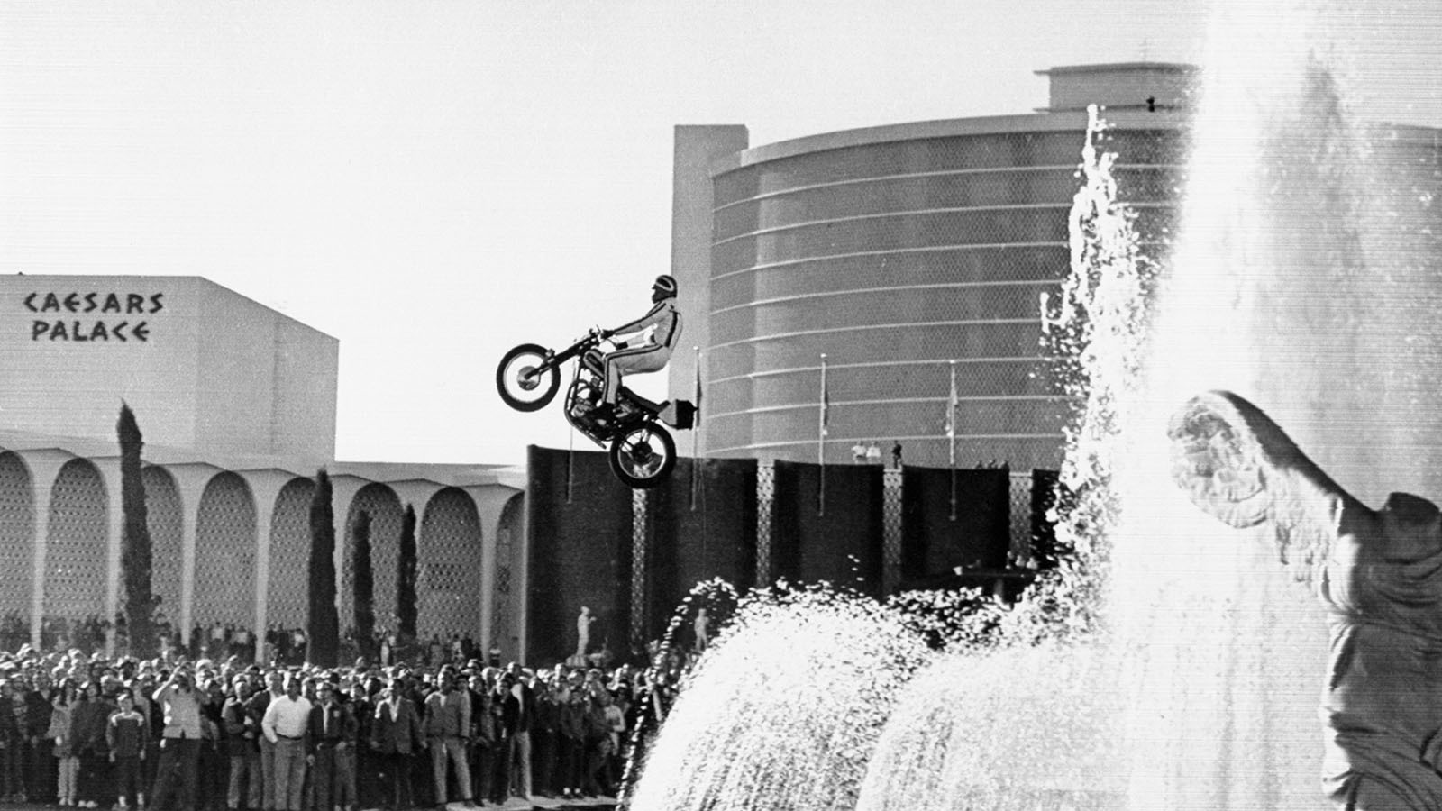 Remembering Evel Knievel 50 Years After Failed Snake River Jump ...