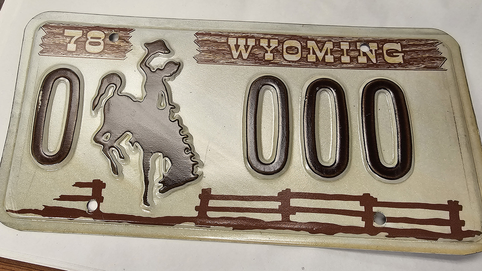 Bucking Horse Makes Wyoming License Plates More Collectible Than Others ...