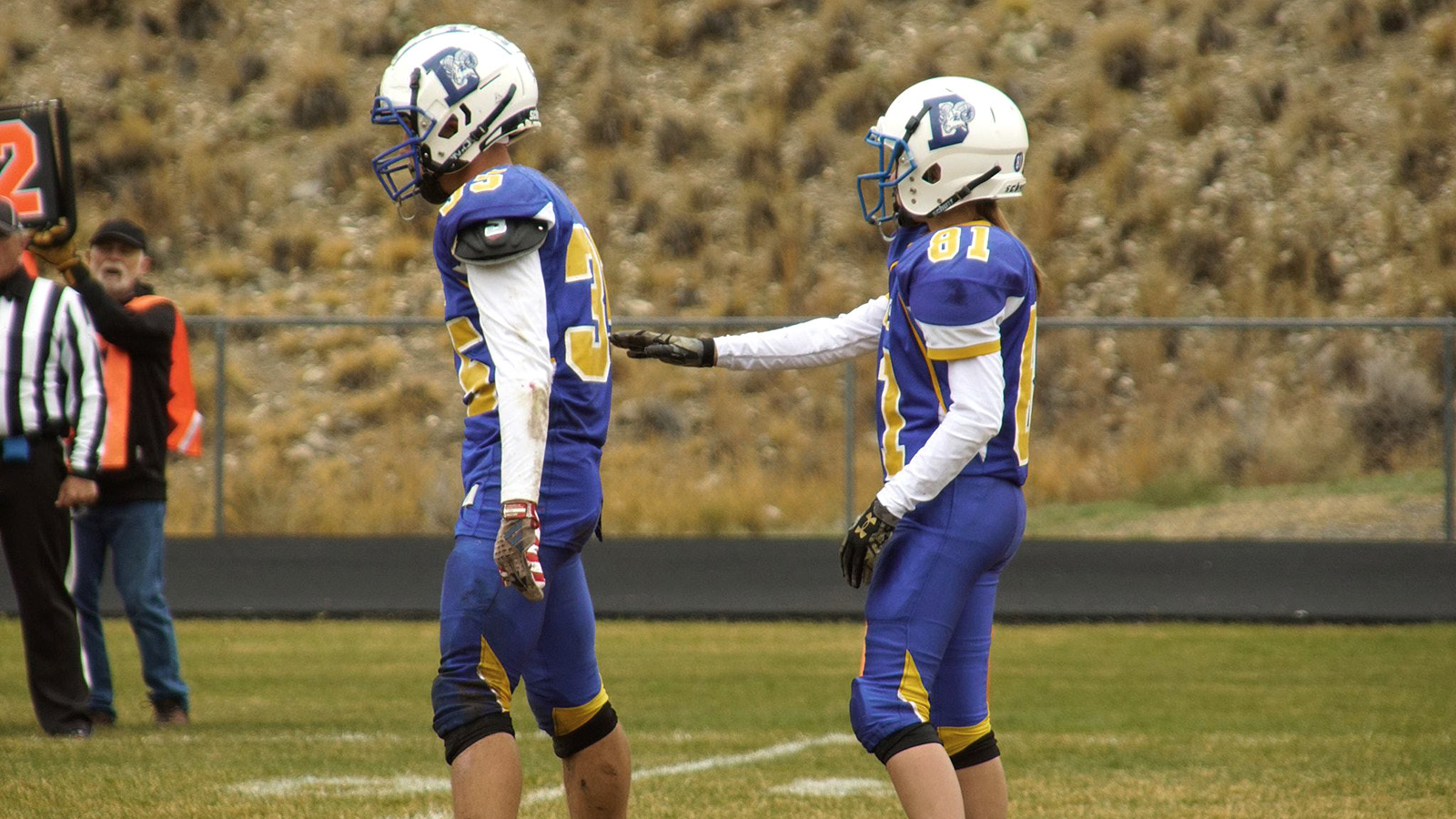 Briauna Grove Is First Girl To Score A Touchdown In Wyoming High School ...