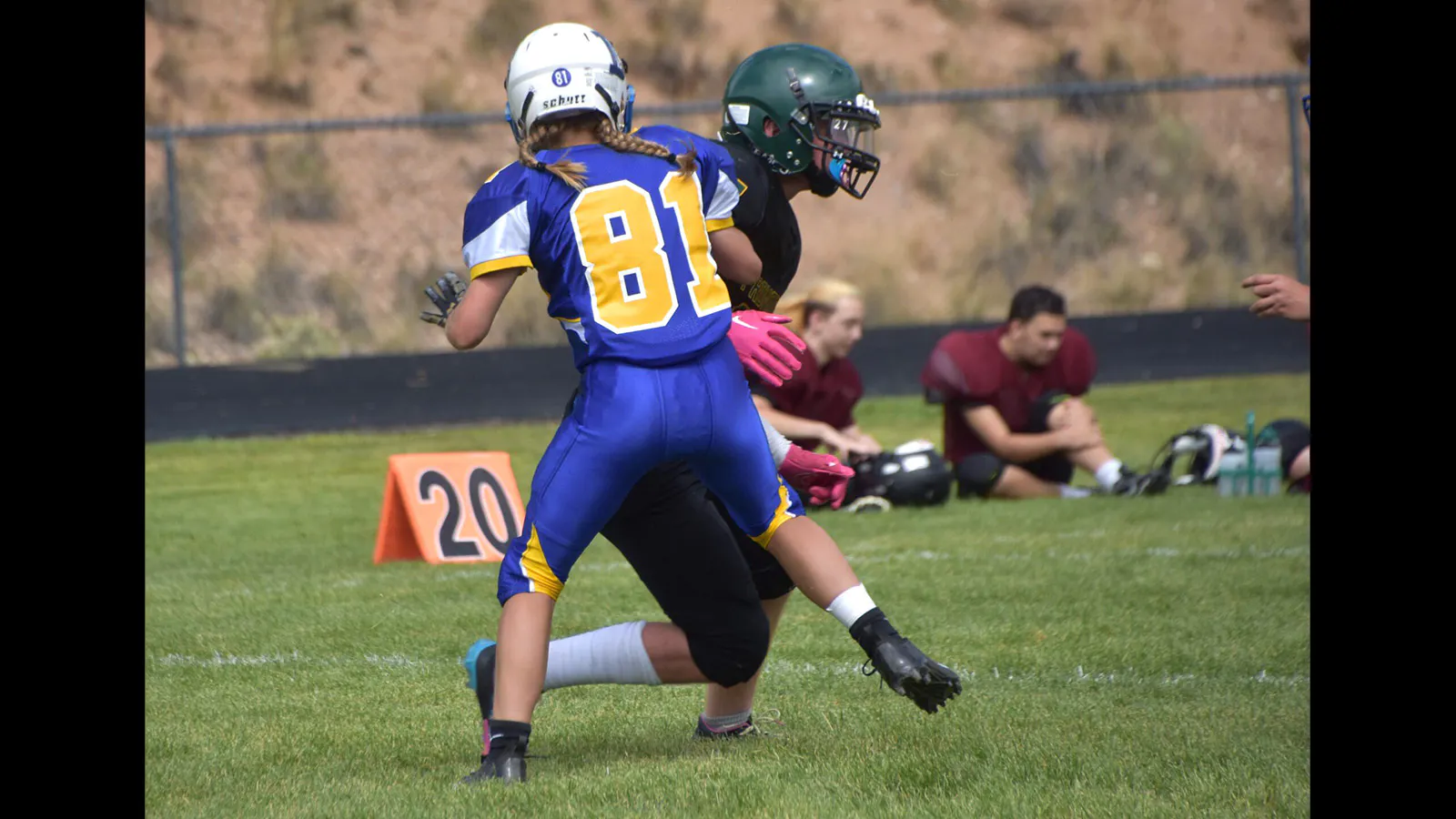 Briauna Grove Is First Girl To Score A Touchdown In Wyoming High School ...