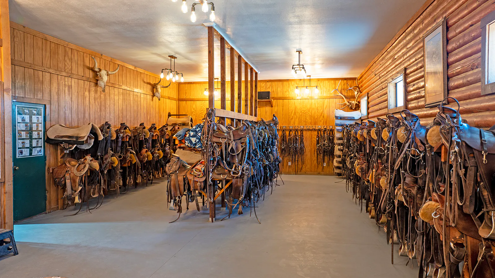 Luxurious Hideout Ranch In Shell, Wyoming, Lists For $14.95 Million ...