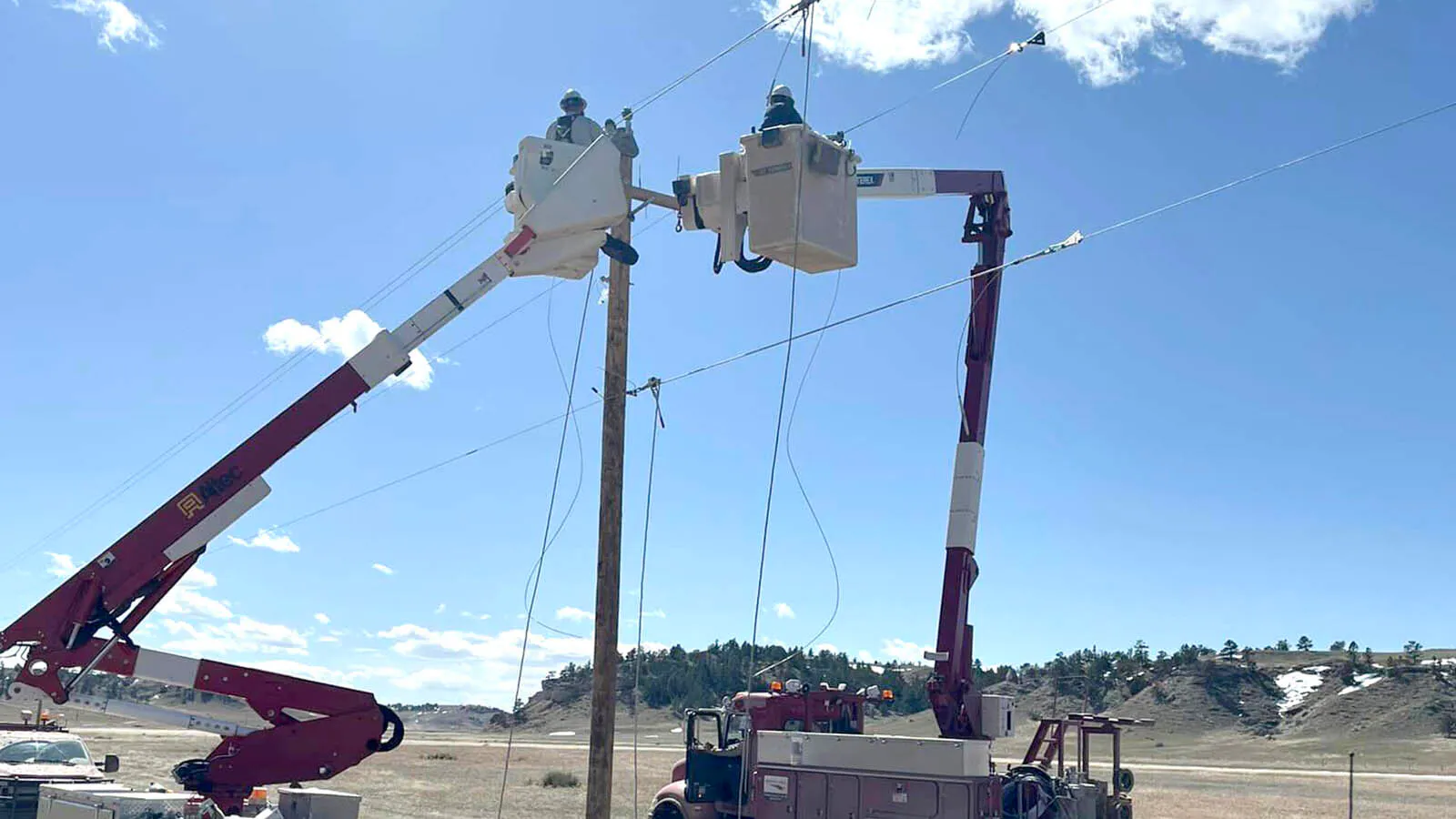 Small Wyoming Power Co-Op Scrambles To Fix 600 Downed Power Poles ...