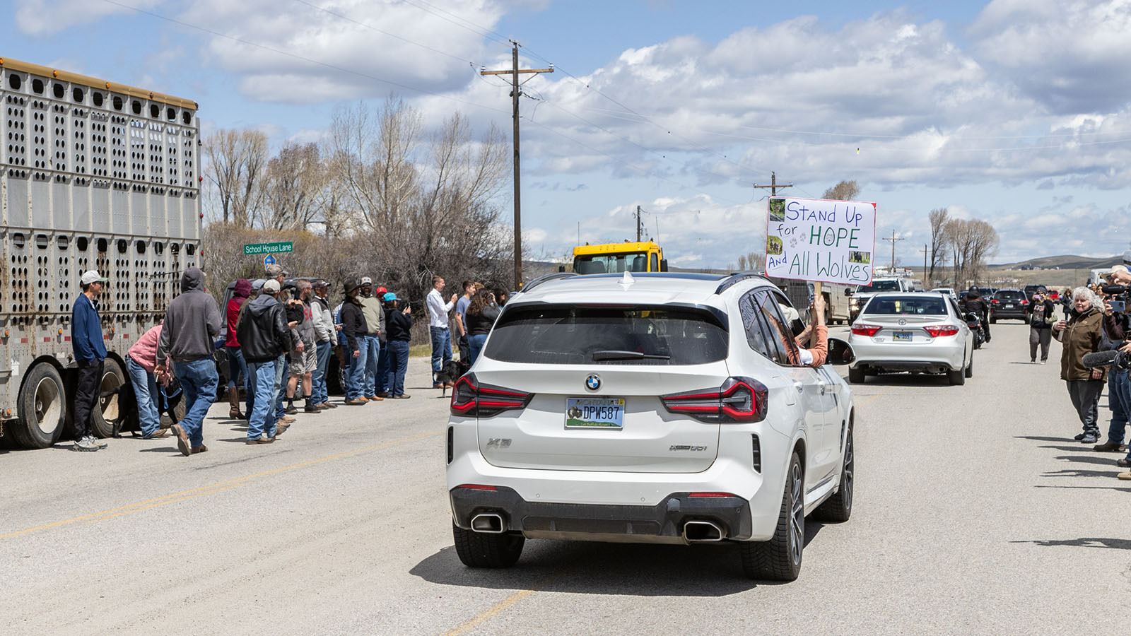 Standoff Over Wolf Torture: Locals Block Motorcycle Rally From Daniel ...