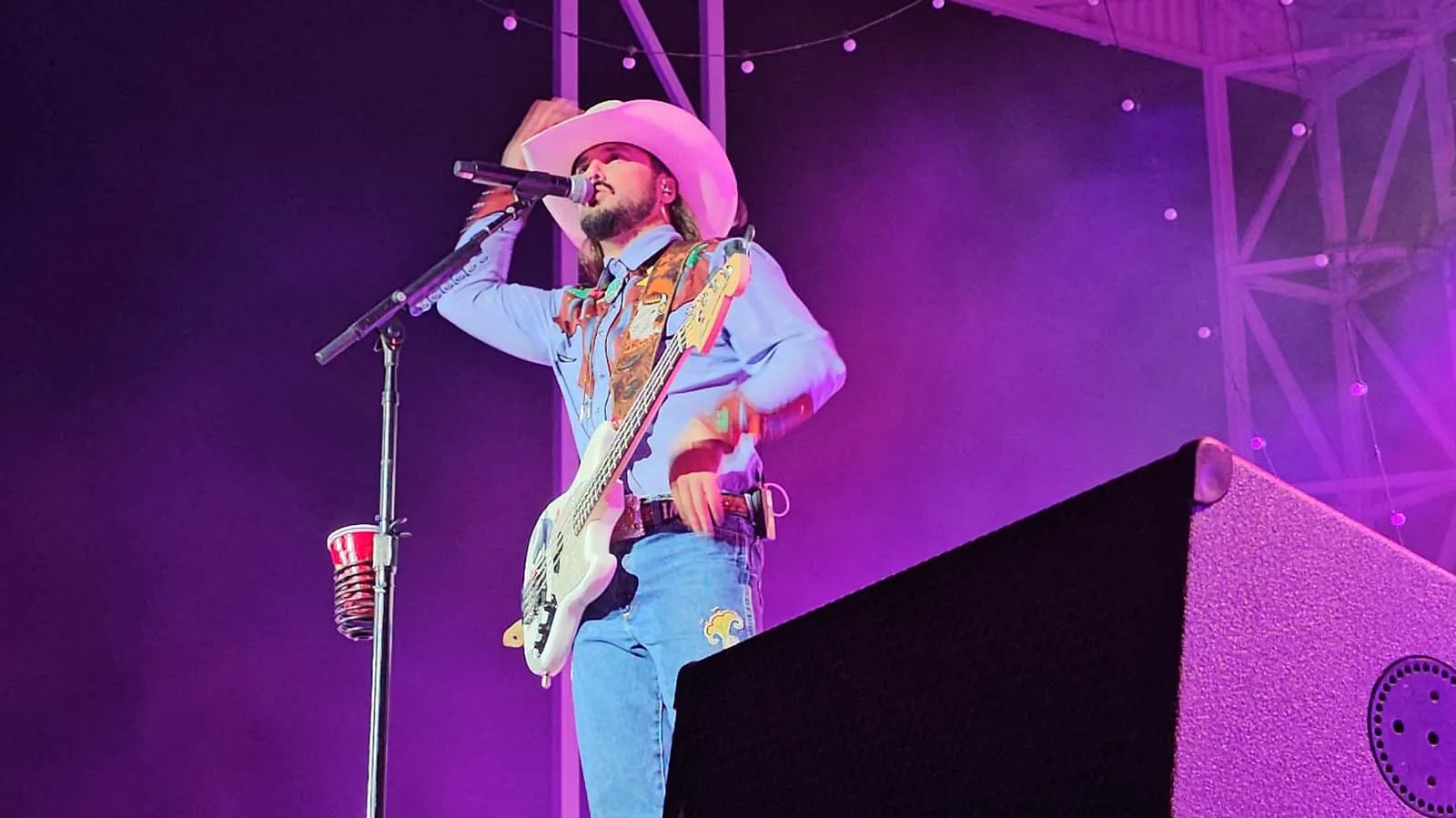 Ian Munsick Makes History As First Wyoming Native To Headline Cheyenne ...