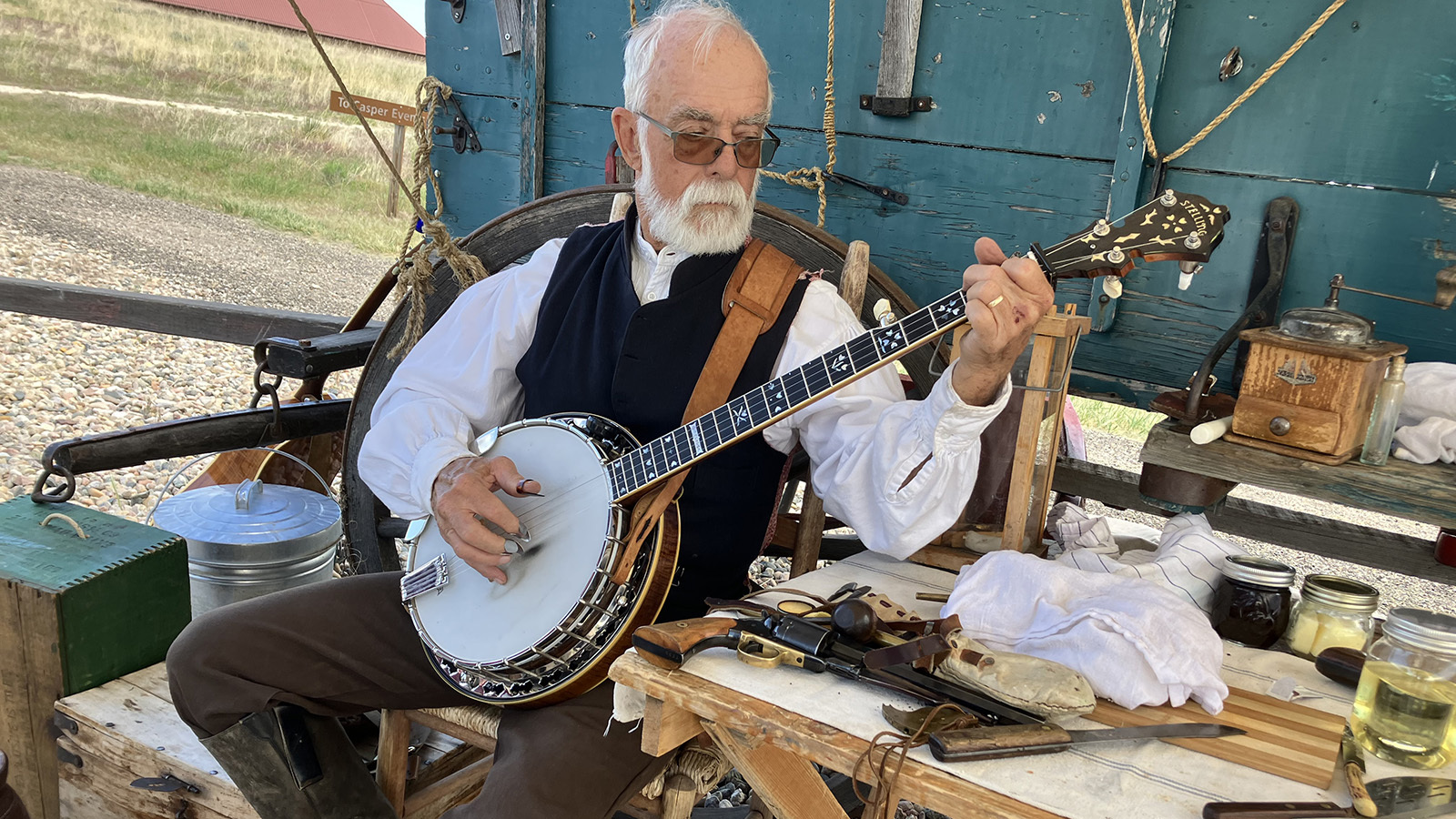 Casper Man Who Built His Own Covered Wagon Likes To Live Like It’s 1869 ...