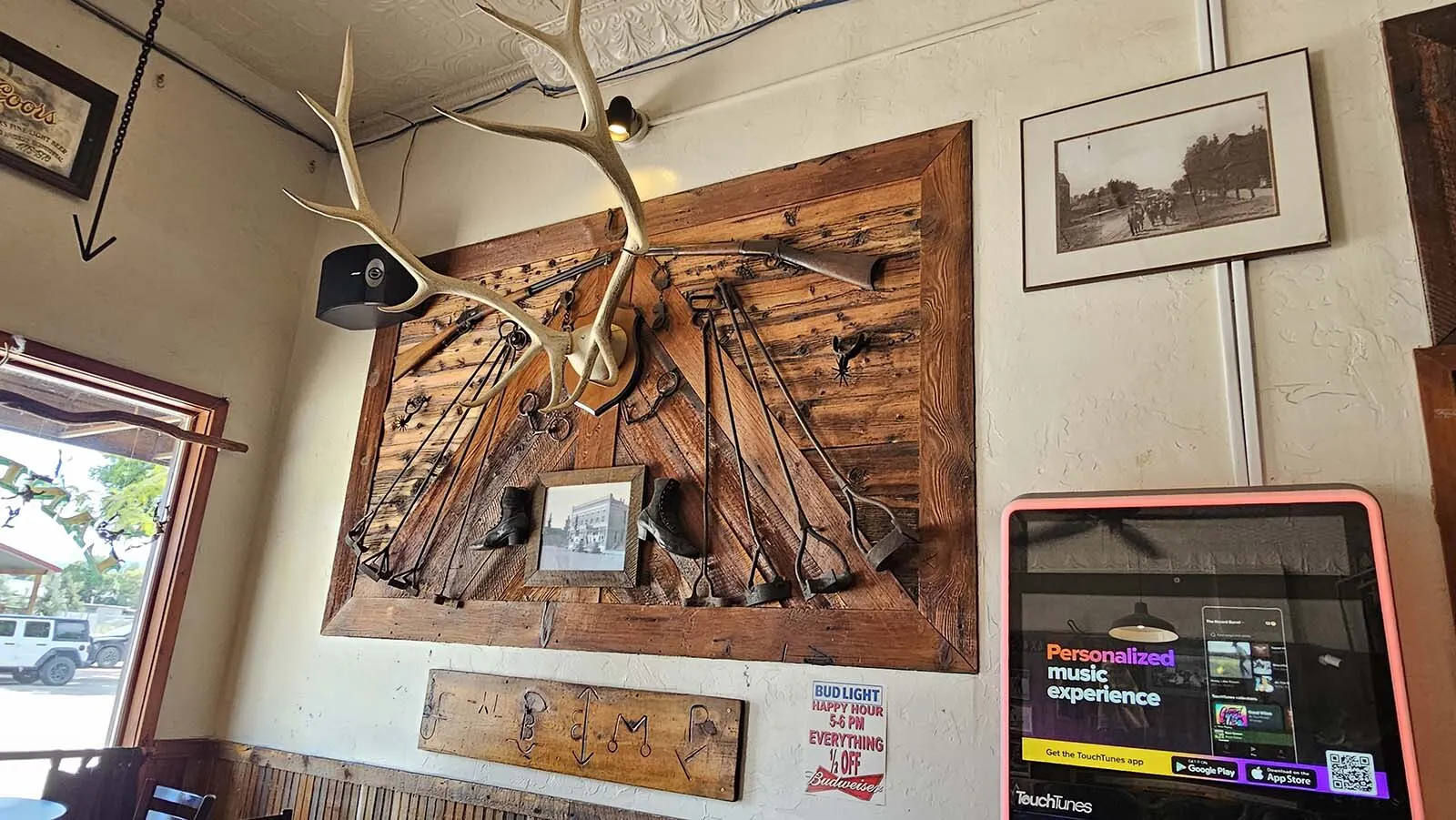 Drinking Wyoming: The Drinks At Lander Bar Come With A Taste Of Western ...