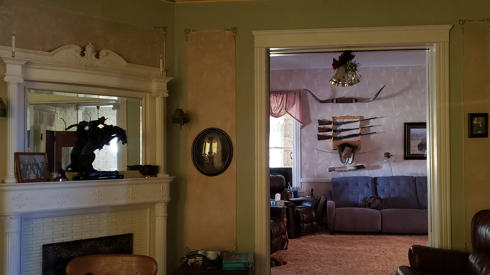 Wyoming Man On Mission To Restore Middle of Nowhere Mansion Of Sheep ...