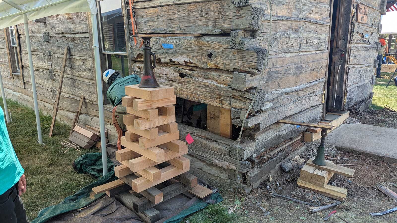 Crews Work To Save Mountain Man Jim Baker’s 152-Year-Old Wyoming Cabin ...