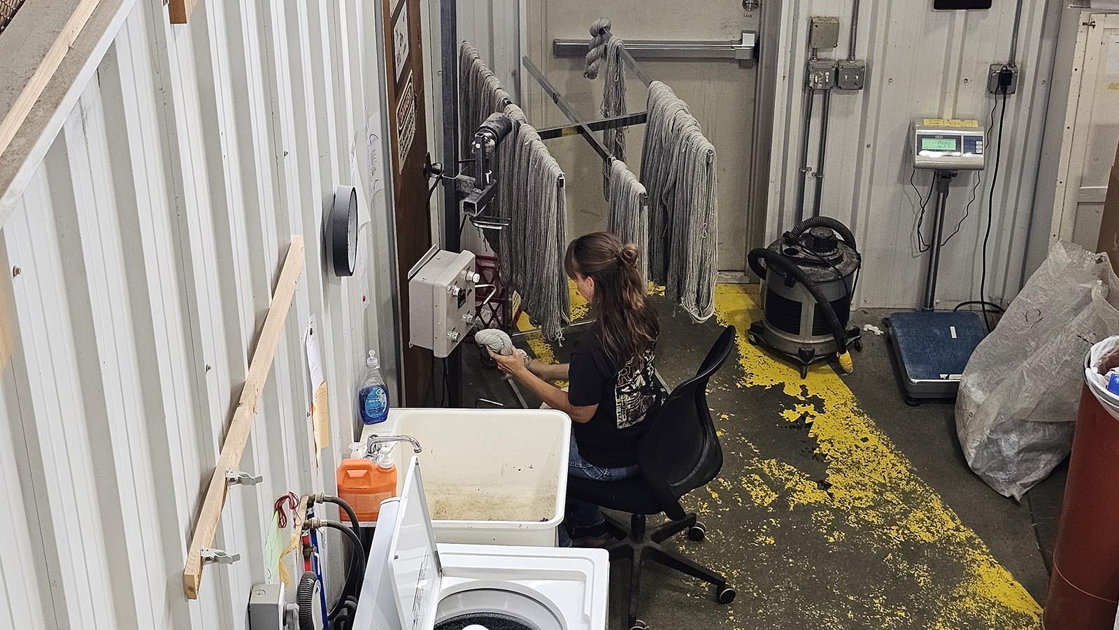 How Two Wyoming Women Turned A Hobby Into Largest Wool Mill In The West ...