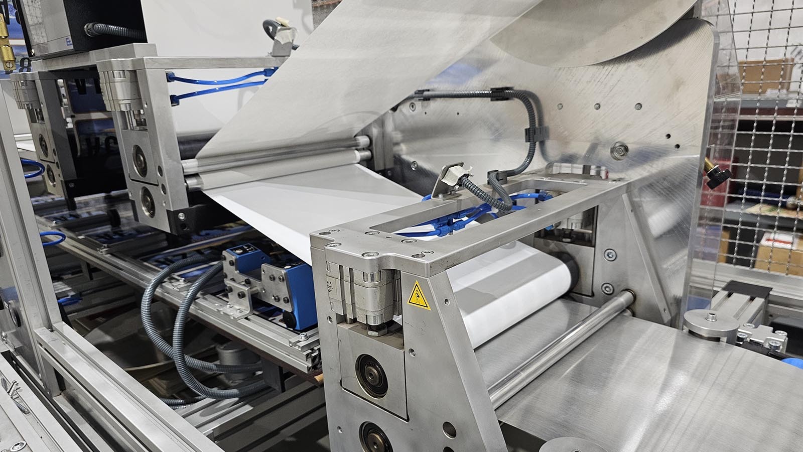 Wyoming’s New License Plates Made In A Secret Warehouse Called ‘Area 51 ...