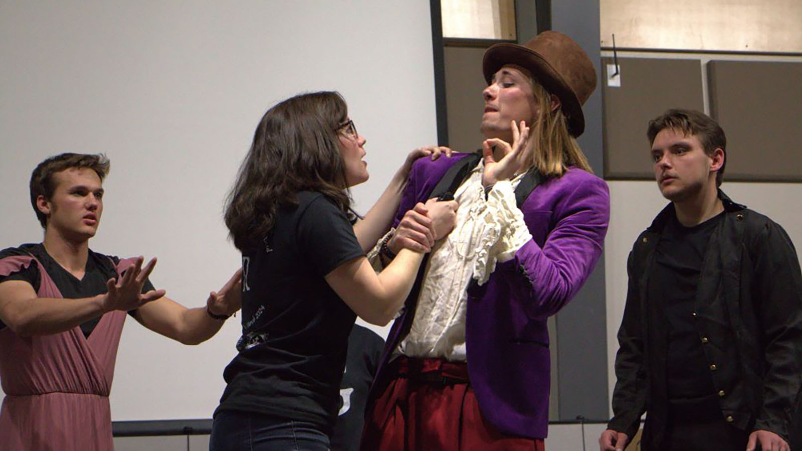 Wyoming Catholic College Students Surrender Their Cellphones For Four ...