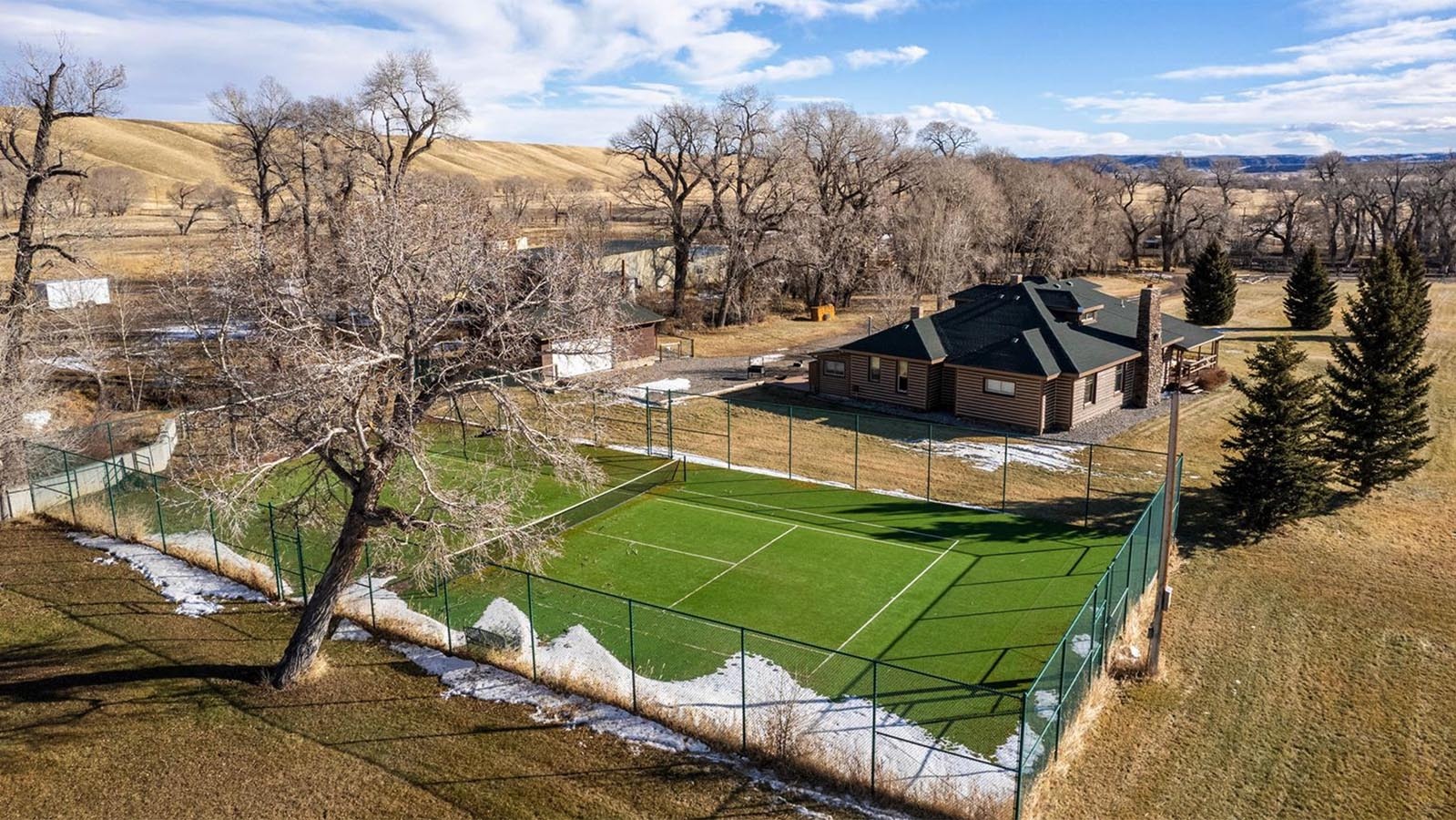 Wyoming’s Famous 96,000-Acre Pitchfork Ranch Is For Sale For $67 ...