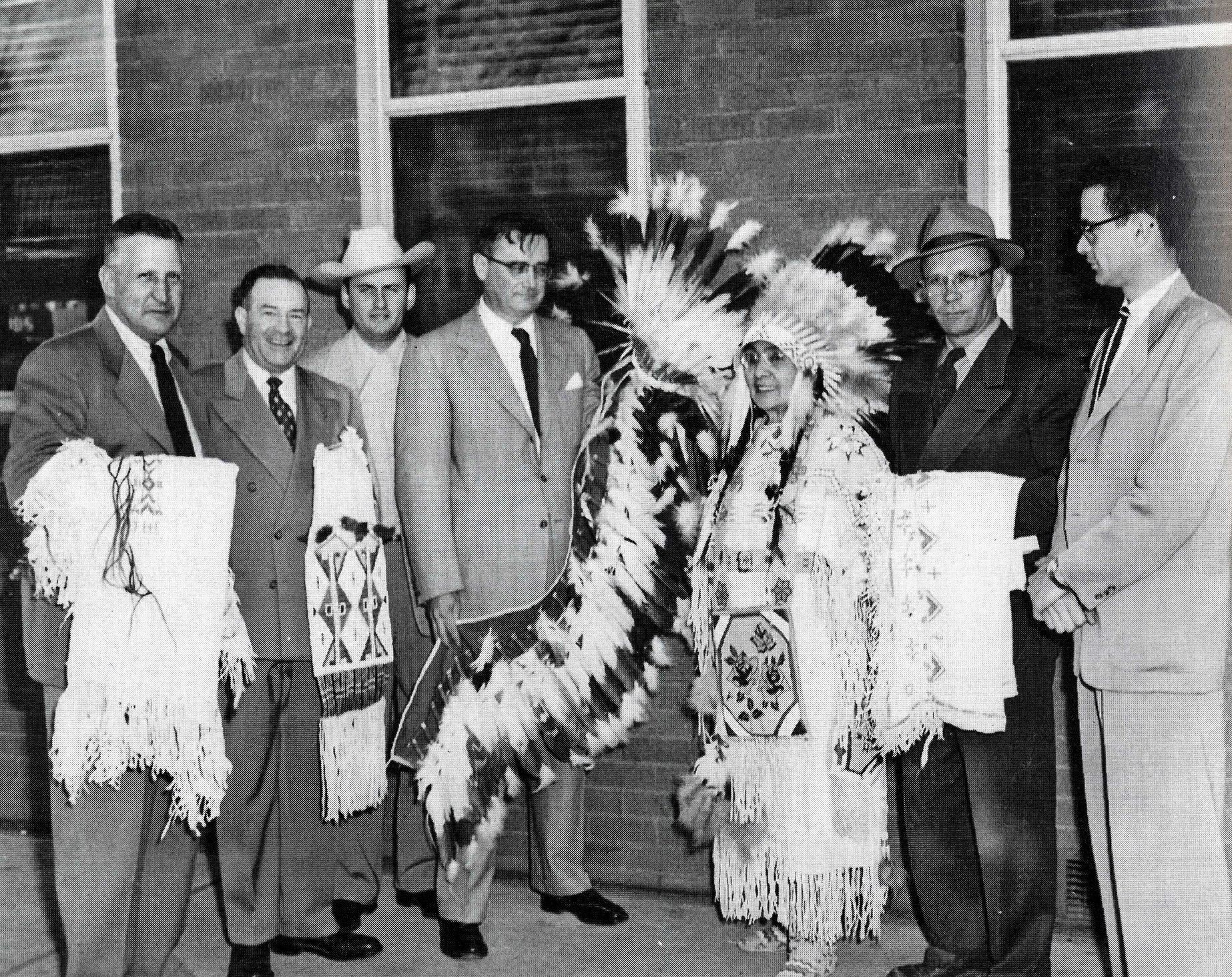 Cheyenne Frontier Days Legend Princess Blue Water Bowed To Nobody, Not ...