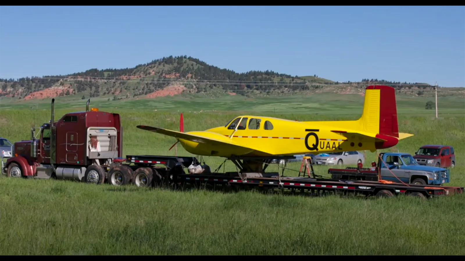 What The Heck Is … That Airplane On A 70-Foot Pole Along I-90 In ...