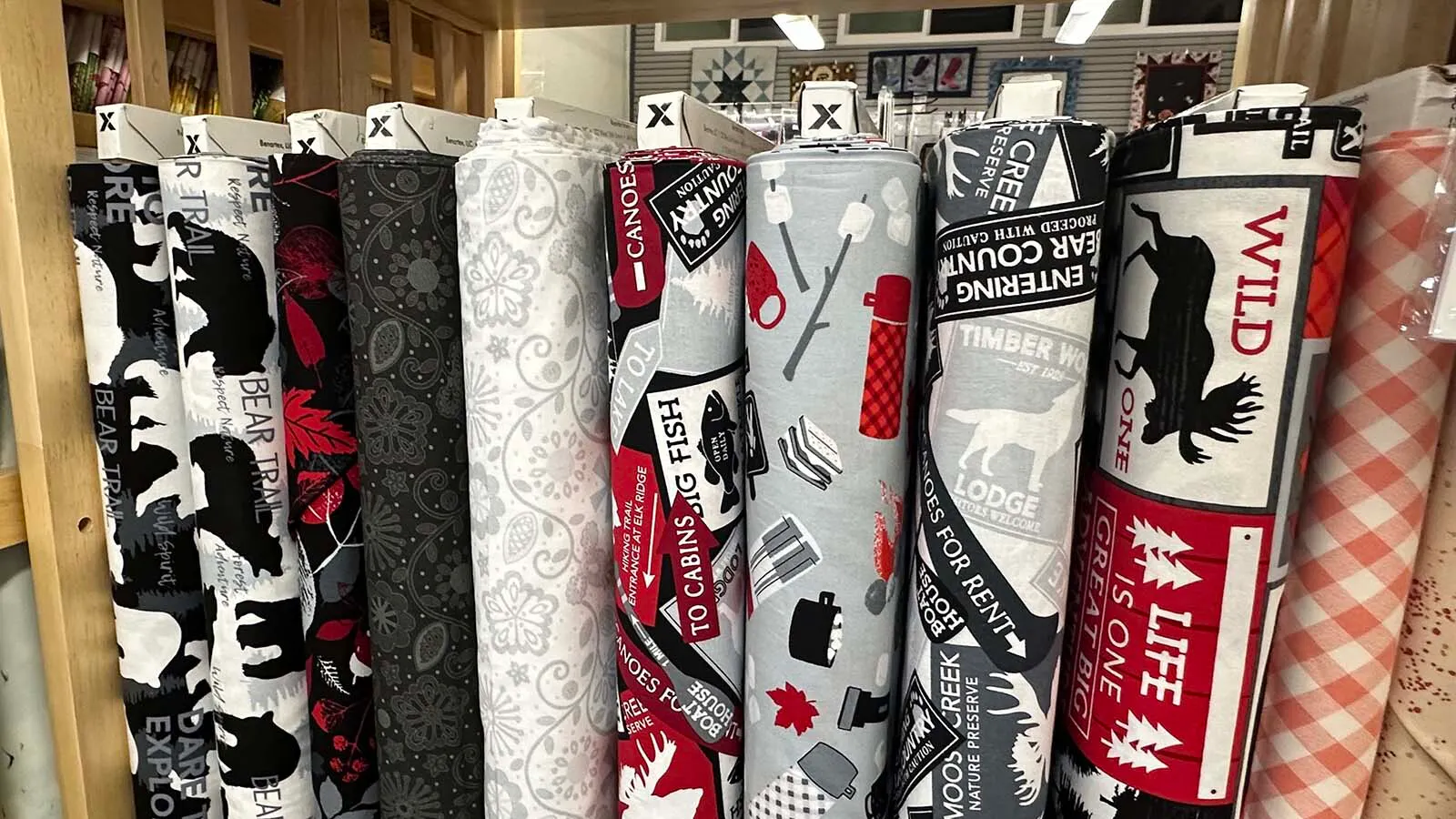 Wyoming’s Wildlife, Rodeo And The West Inspires Riverton Woman’s Quilt ...