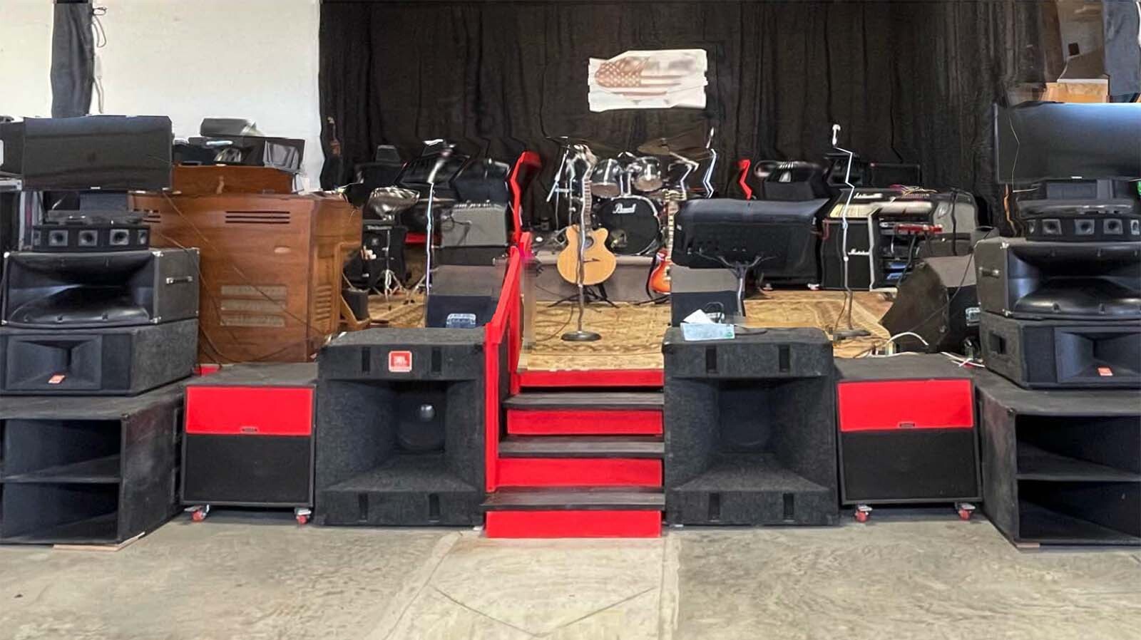 Wyoming Barn Converted Into 25,000-Watt Karaoke Retreat On Rock And ...