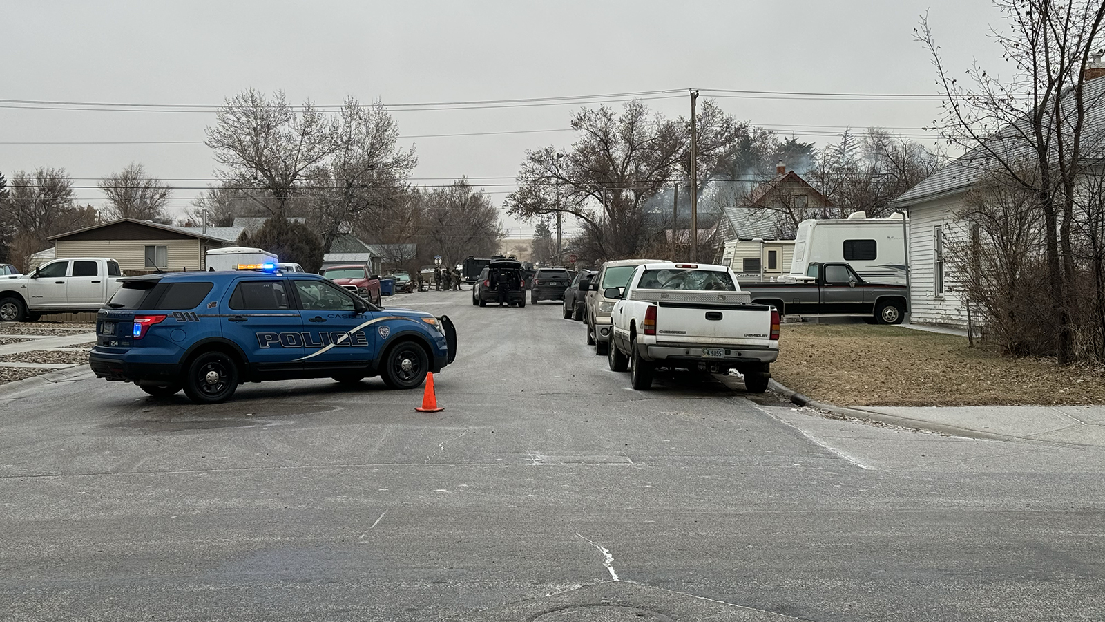 ‘Come Out The Front Door!’ Standoff With Suspected Sheridan Cop Killer ...