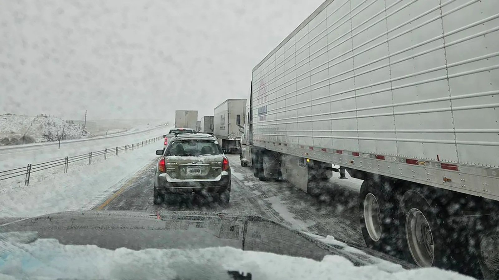 Wyoming Highways A Gallery Of Black Ice, Blowing Snow And Pileups ...