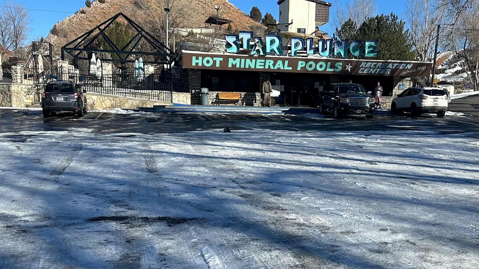Soakers Show Up To Find World Famous Star Plunge Closed Sooner Than ...
