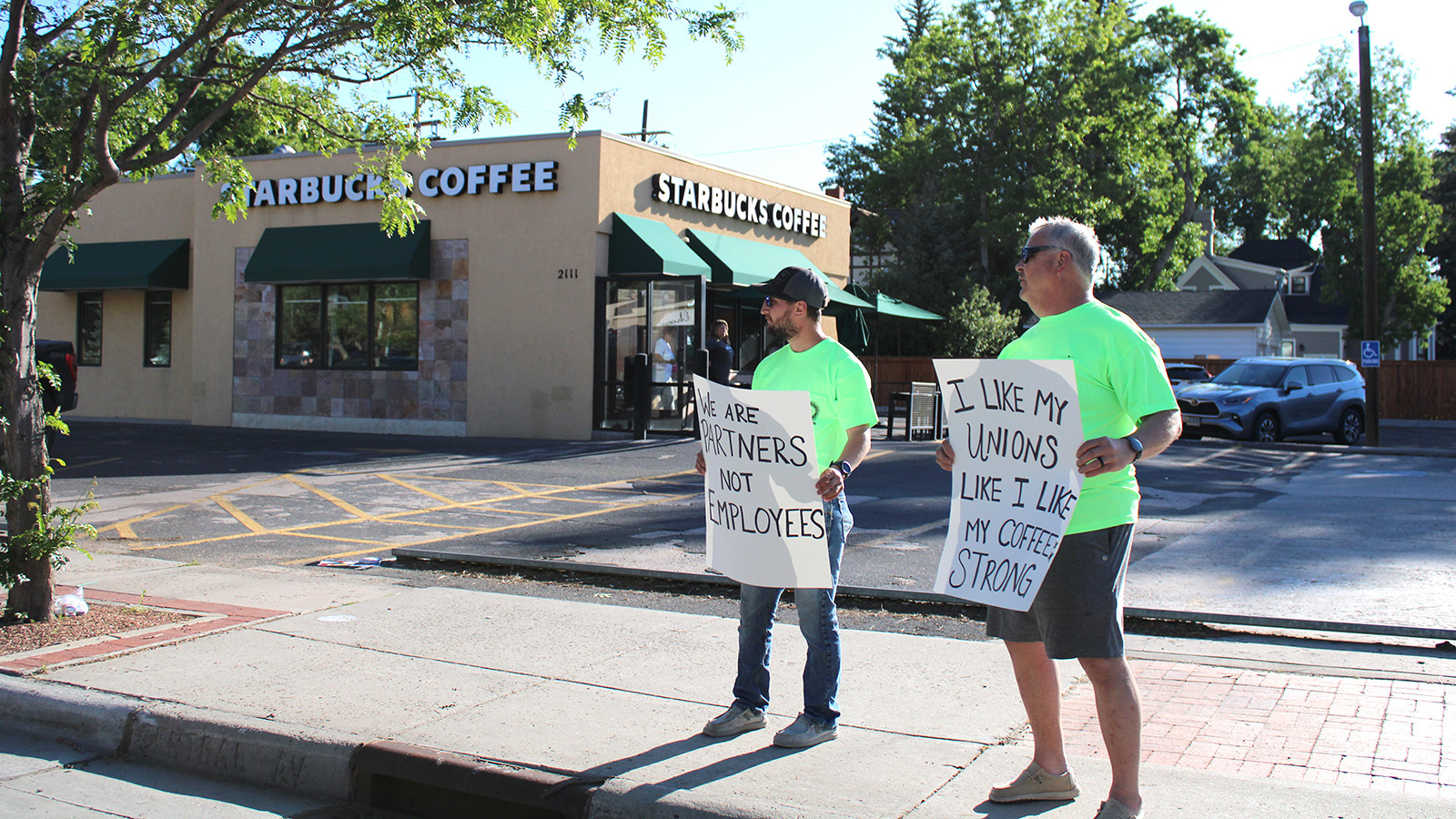 Cheyenne Starbucks Workers Strike, Vow To Unionize Over Working ...