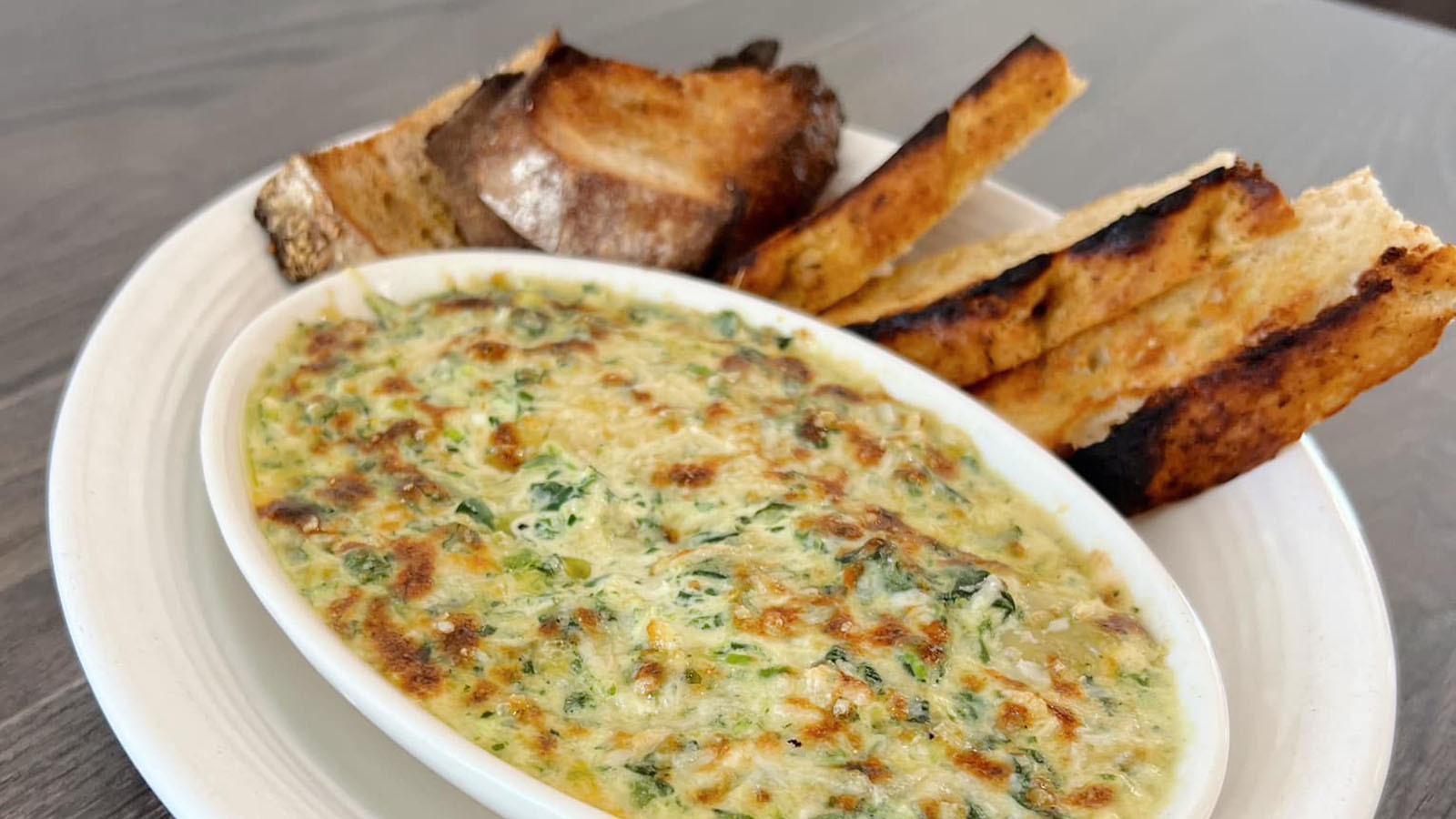 Drinking Wyoming: Guy Fieri Loves Food At The Alibi, But Cocktails Are ...