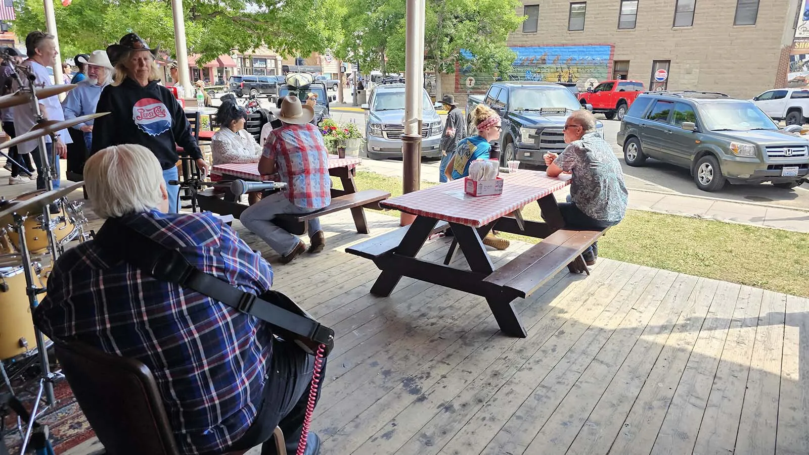 Traveling Wyoming: Western Spirit Is Still Alive At Cody’s Legendary ...