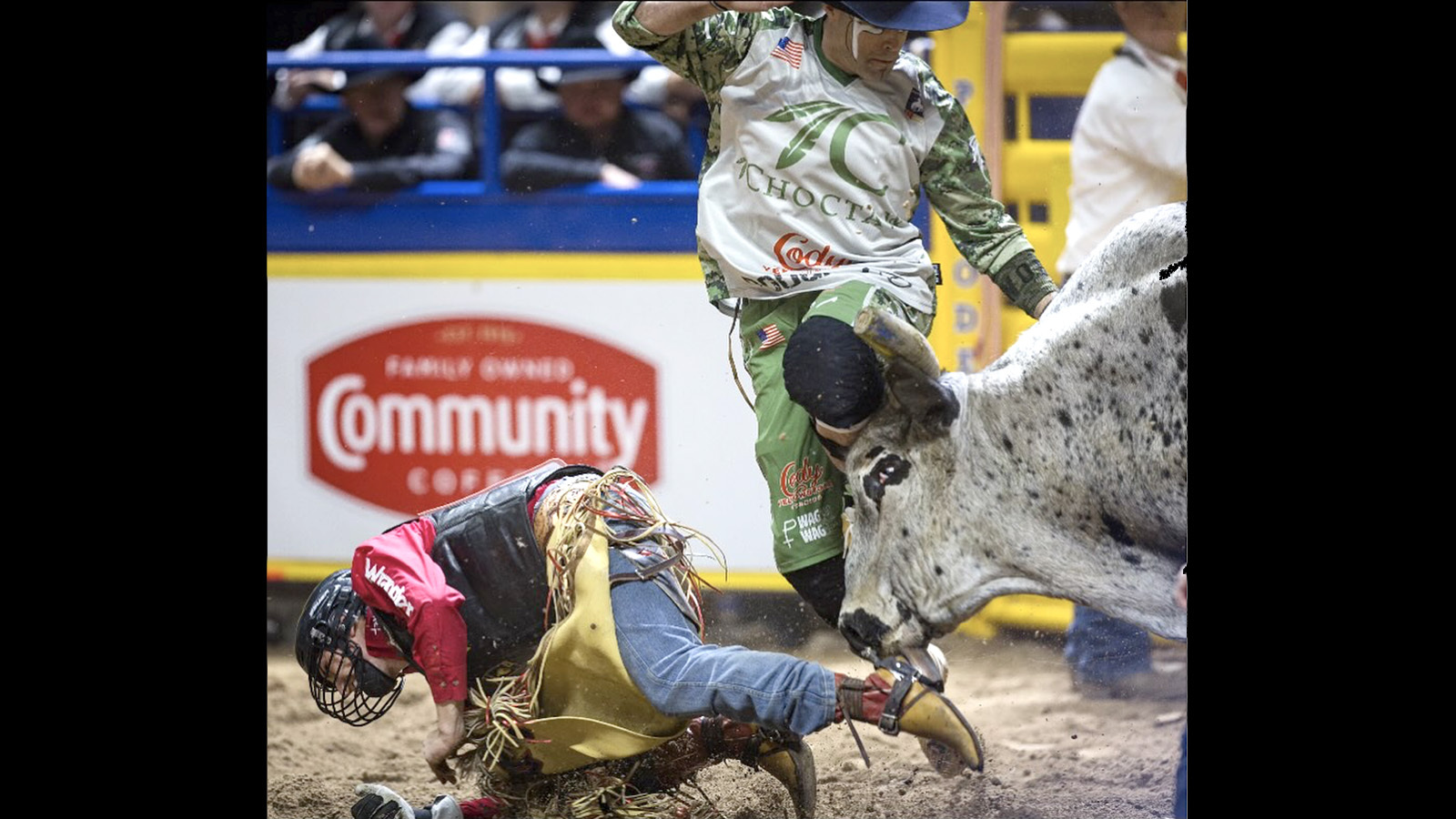 Wyoming’s Dusty Tuckness Is The Best Rodeo Bullfighter In The History ...