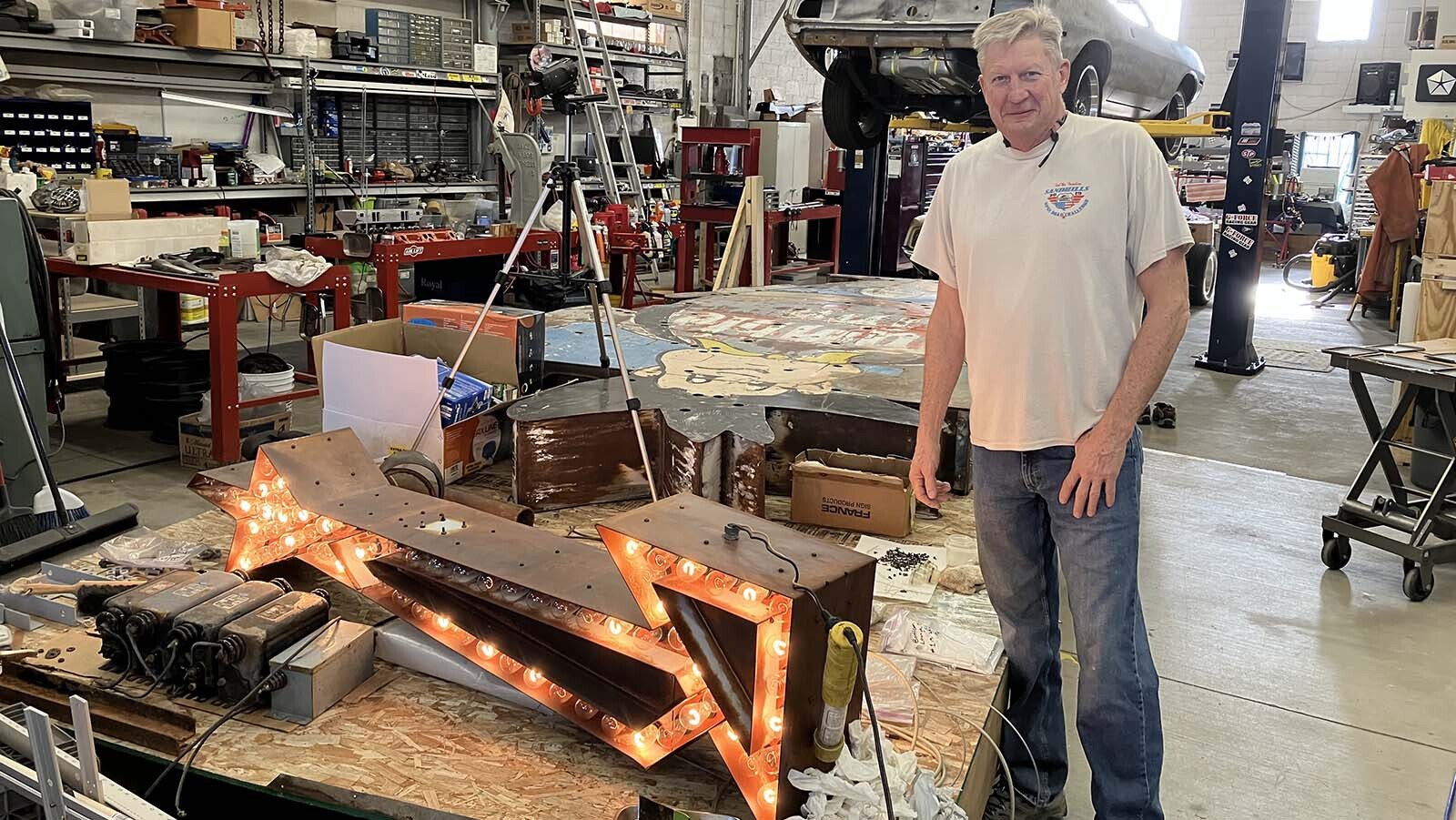 Wyoming’s Iconic 28-Foot Neon Tumble Inn Cowboy Will Have New Home In ...