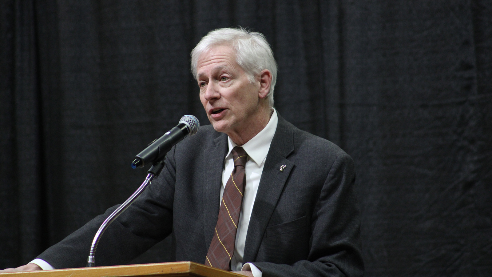 UW Swimmers Killed In Crash Remembered As Dedicated, Loving Teammates ...